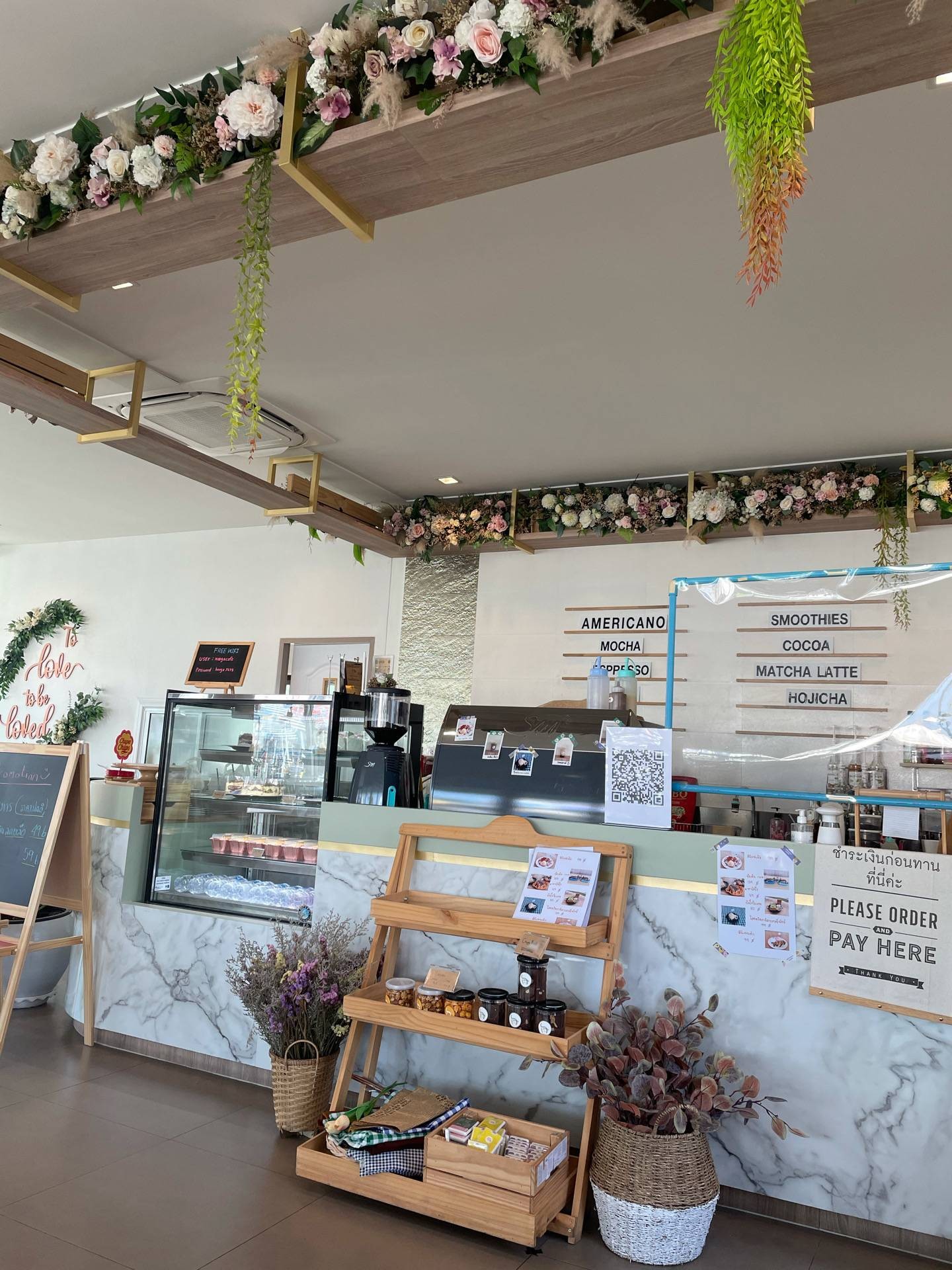 รีวิว Hooga Cafe Life's Moments - ร้านนั่งสบาย อาหารทั่วๆไปค่ะ - Wongnai