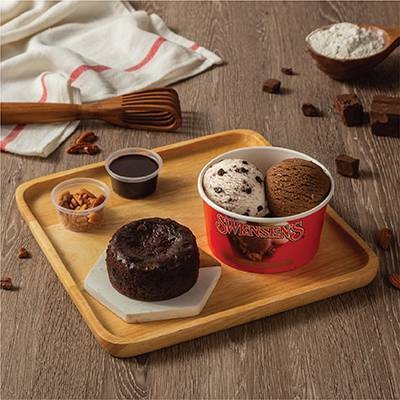 Chocolate Lava Cake Sundae Set ช็อคโกแล๊ต ลาวาเค้ก ซันเด เซต ...
