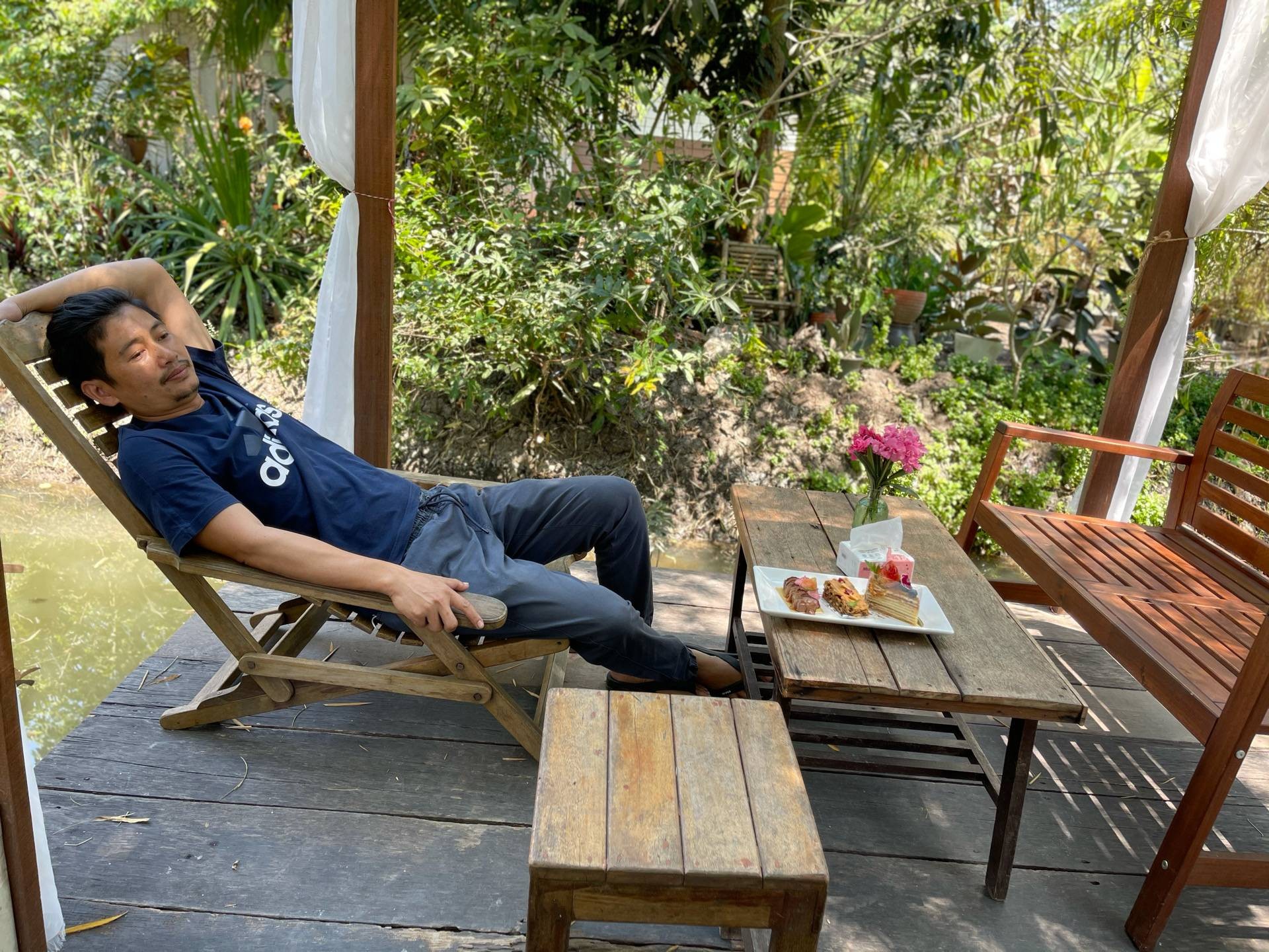 รีวิว Melon Me - จิบกาแฟหรือชา คู่กับเบเกอรี่หอมๆ อิ่มแล้วนอนเล่น ...