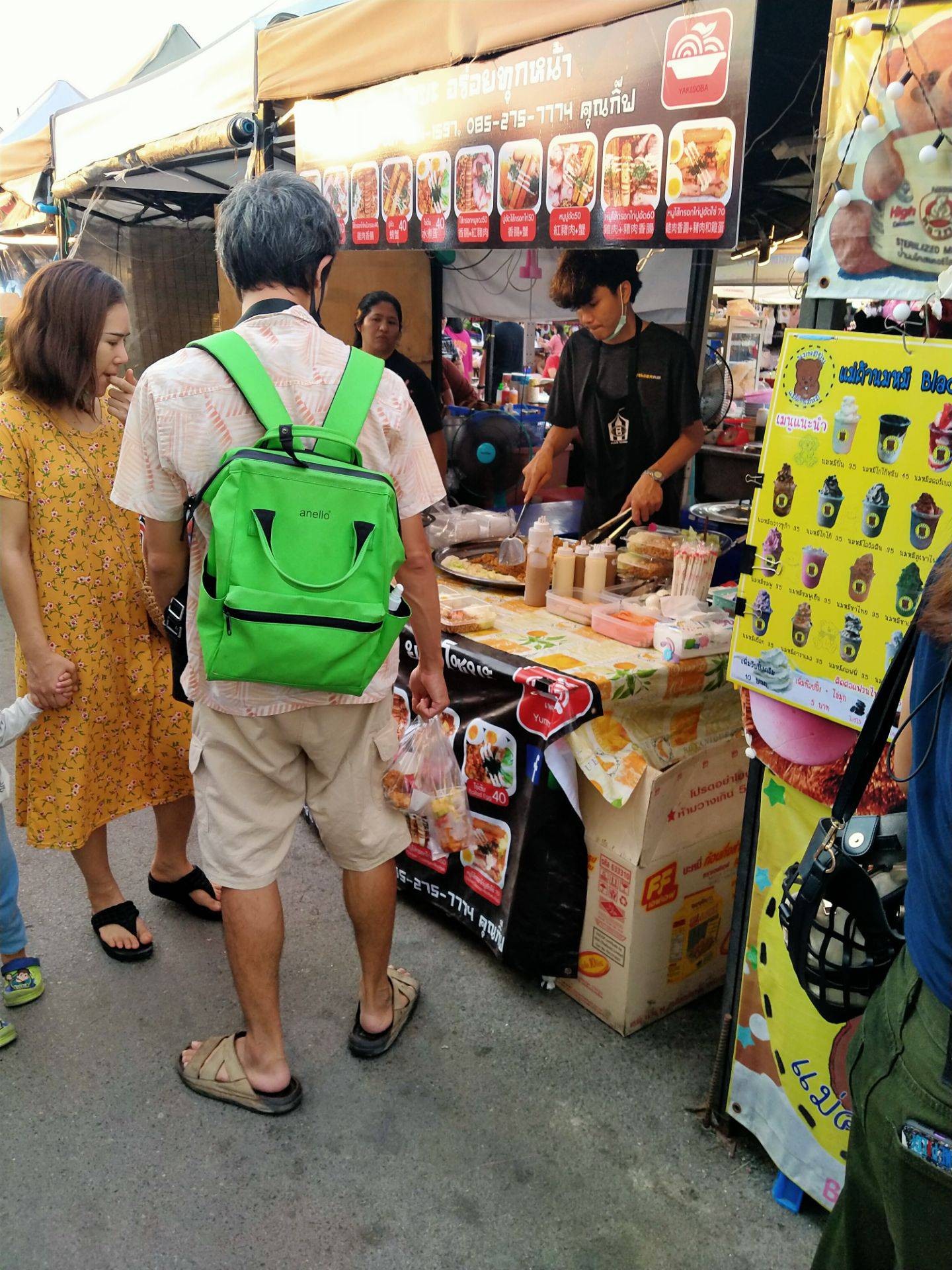 ร้าน Yummy Yaki ตลาด black market | รีวิวร้านอาหาร