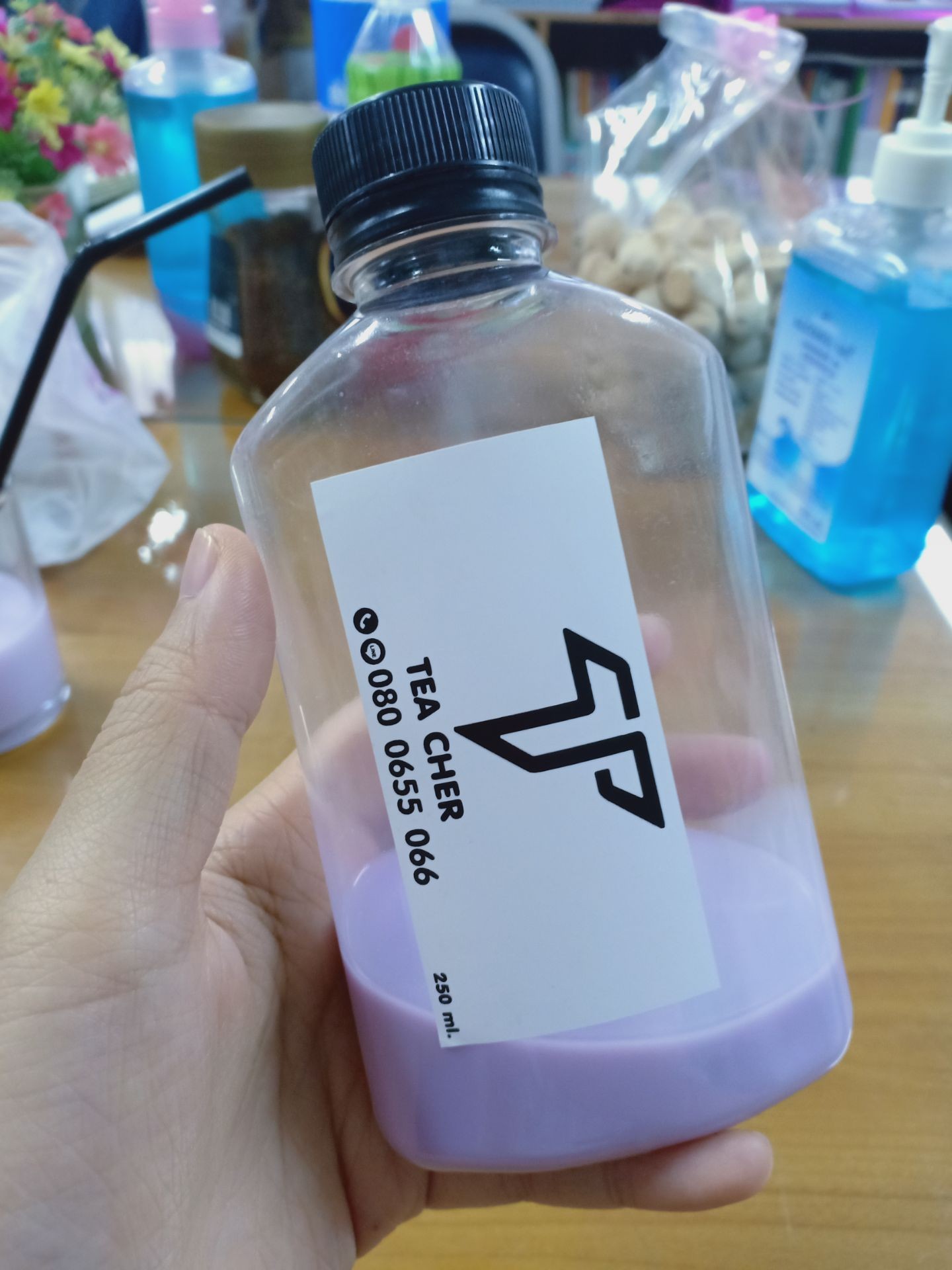 รีวิว TEA CHER “Milk and tea” - เปิดฝาคือหอมกลิ่นนมเผือกมากกกก รสชาติ ...