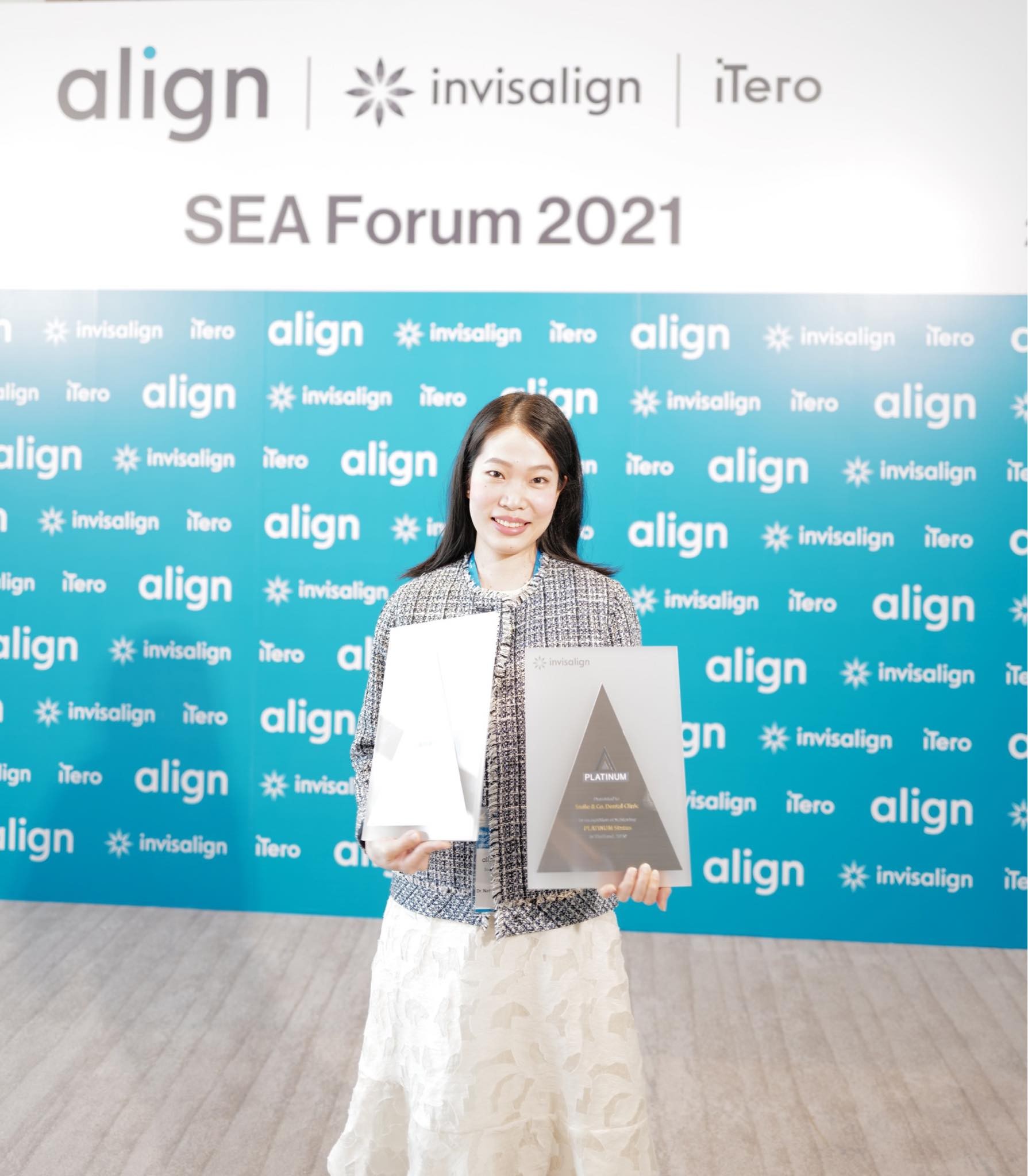 ร้าน SMILE & CO. dental clinic (คลินิกทันตกรรมสไมล์แอนด์โค)