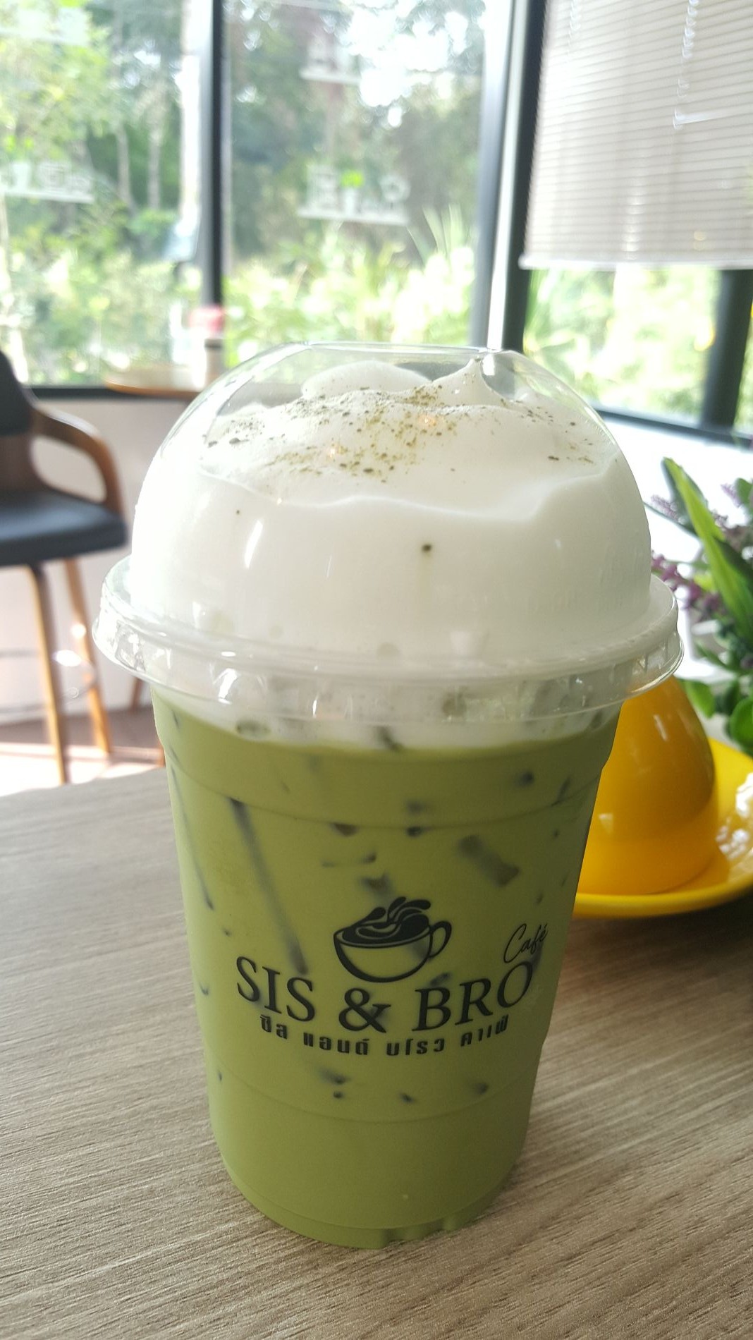 รีวิว SIS & BRO Cafe' - ได้ลองแล้วจะรู้ คือ ดีอ่ะ
