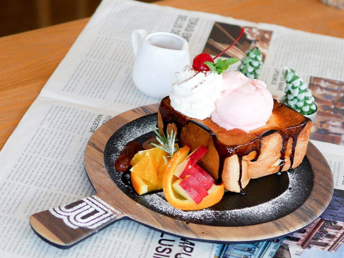 [รีวิว] ร้าน Triple B Cafe | เมนูแนะนำ รูปภาพ ราคา