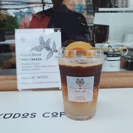 [รีวิว] ร้าน Kudos Coffee (Surasak Branch) Surasak | เมนูแนะนำ รูปภาพ ราคา