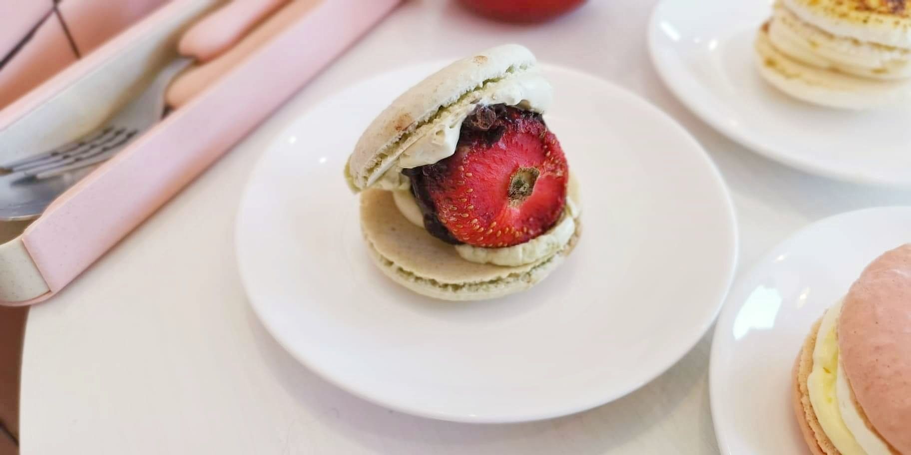 Matcha Strawberry มาการองรสมัชฉะสตอเบอรี่ ร้าน Mr.hung Macaron หาดใหญ่ คลองเรียน2