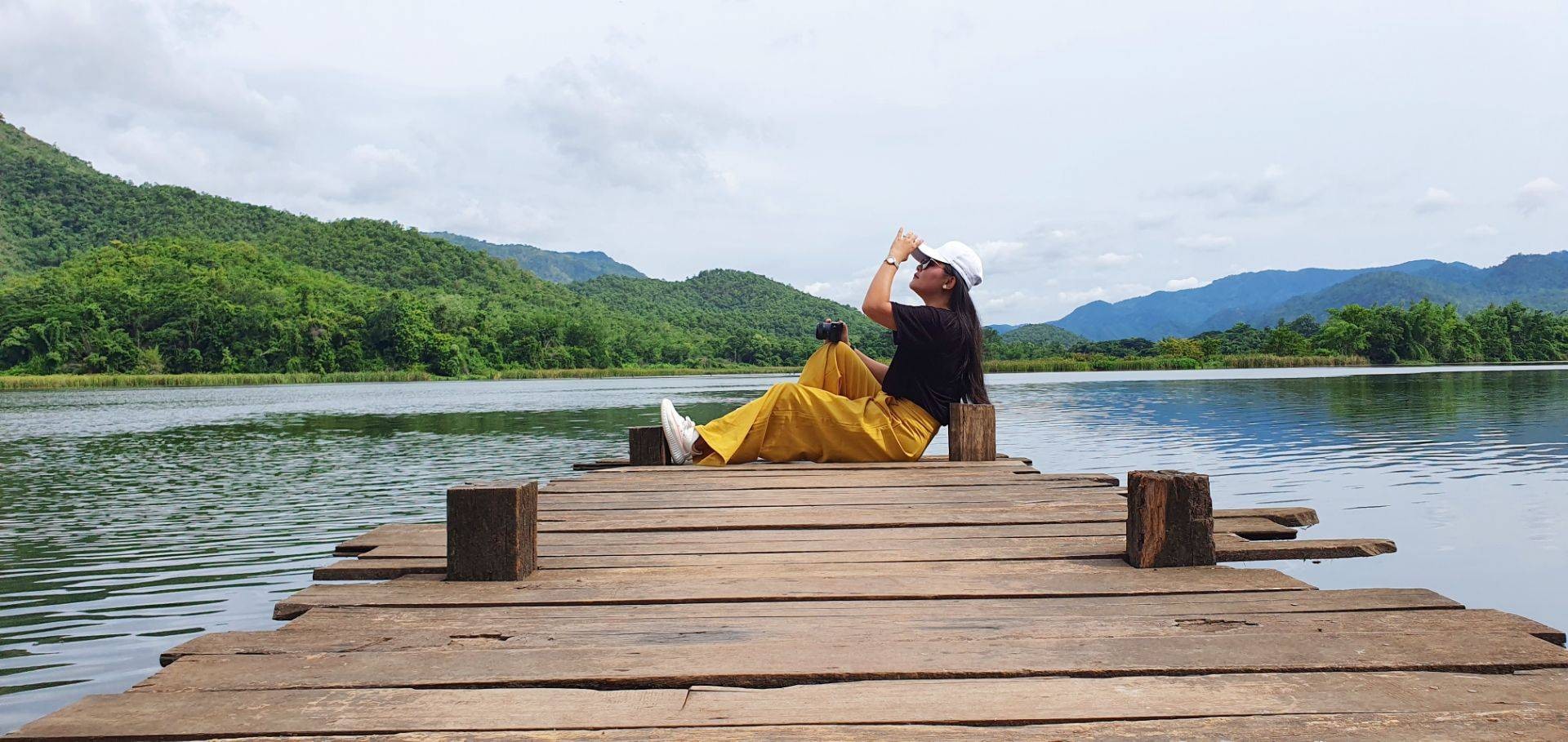 รีวิว Lakeview Cafe - เป็นคาเฟ่ที่ต้องมา เพราะโดนใจเรามาก ชอบวิวแม่น้ำ ...