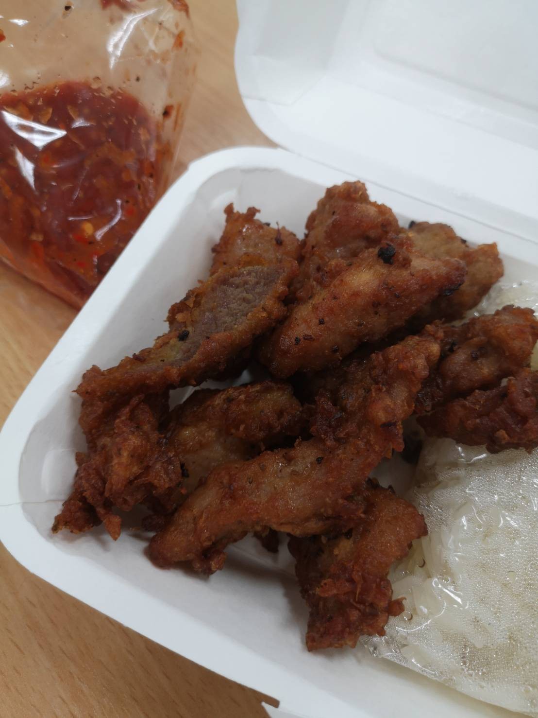 รีวิว The Cook Amarin Plaza - ข้าวเหนียวหมูทอดเบรคแตก จากฟู้ดคอร์ทที่ ...