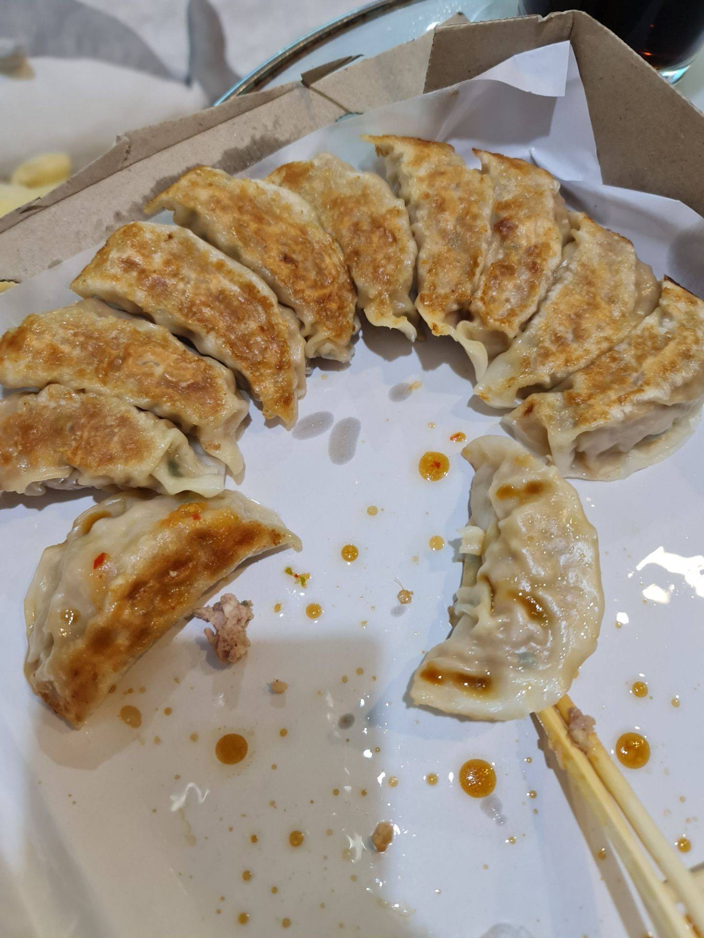 รีวิว Buta Boy Gyoza - รบกวนปรับปรุงรสชาติด้วยน่ะครับ ไส้หมูไม่มีรสชาติ ...