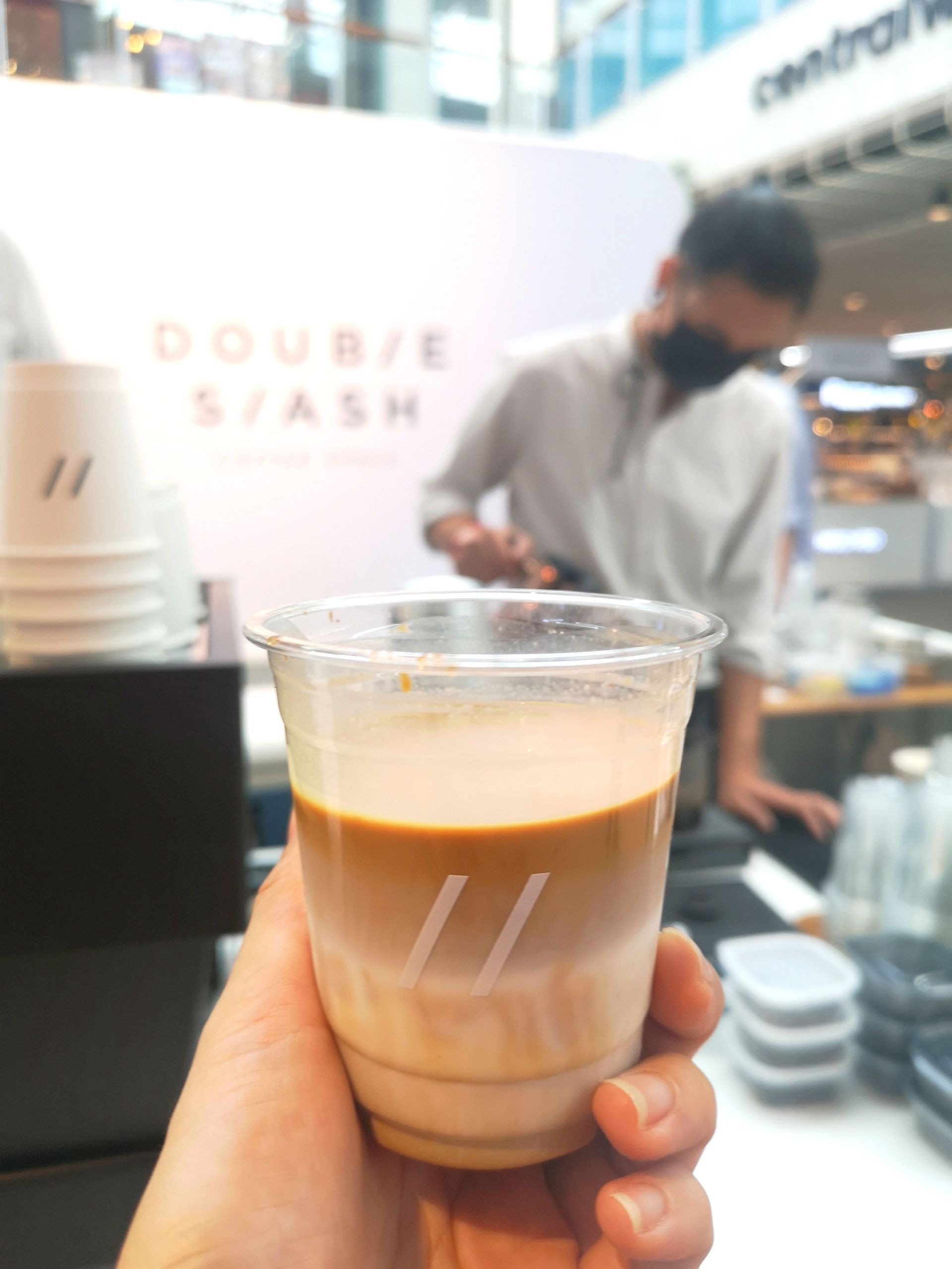 รีวิว DOUBLE SLASH // COFFEE SPACE RAMA 8 - กาแฟเข้มข้นดี