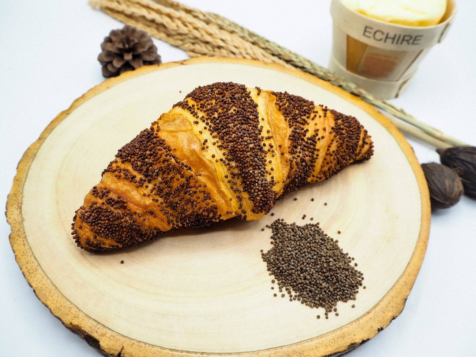 [รีวิว] ร้าน The Croissant Corner Or Tor Kor Market | เมนูแนะนำ รูปภาพ ราคา