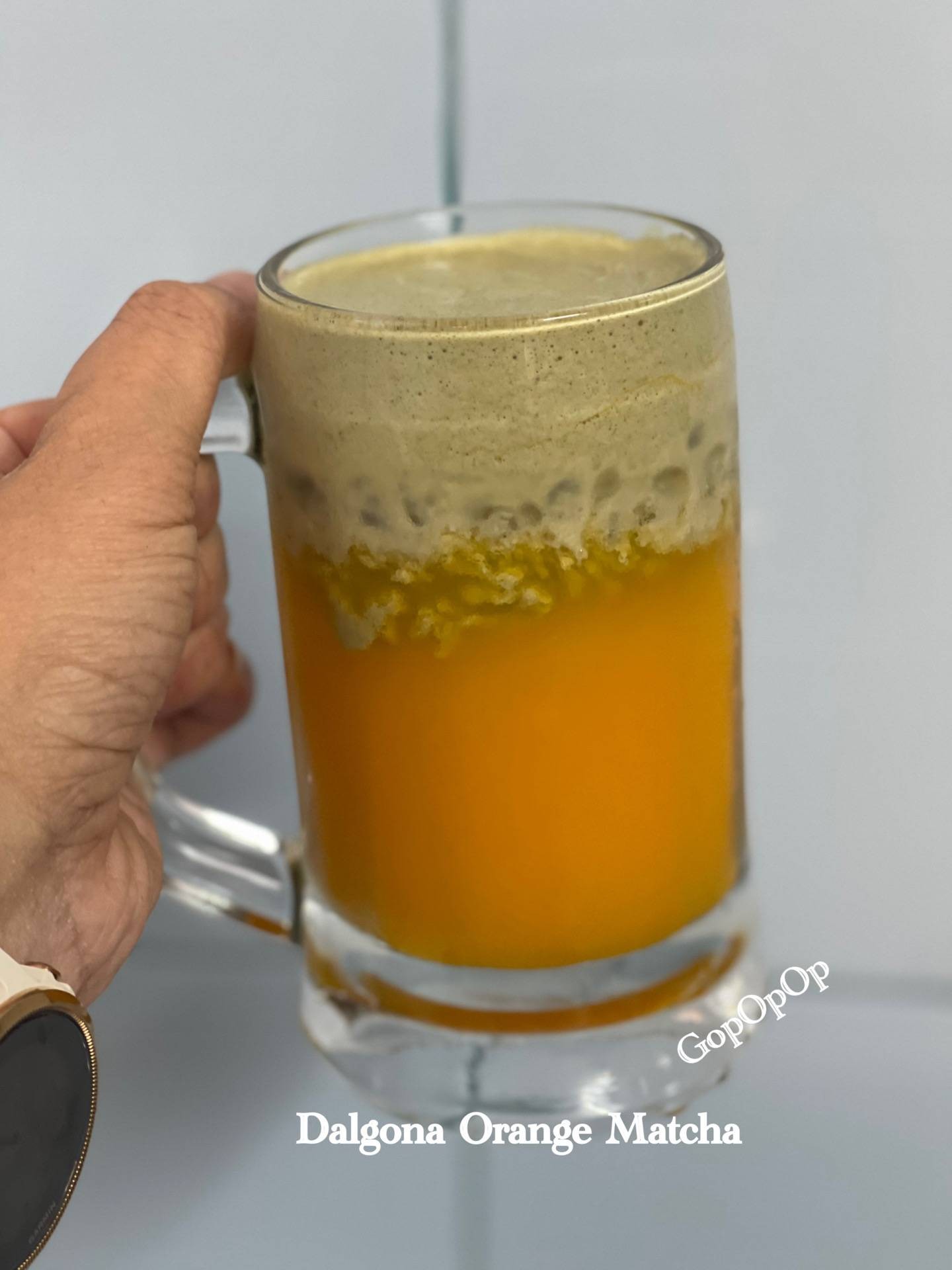 สูตร Dalgona Orange 🍊 Matcha 🍵 พร้อมวิธีทำโดย GopOpOp - Wongnai Cooking