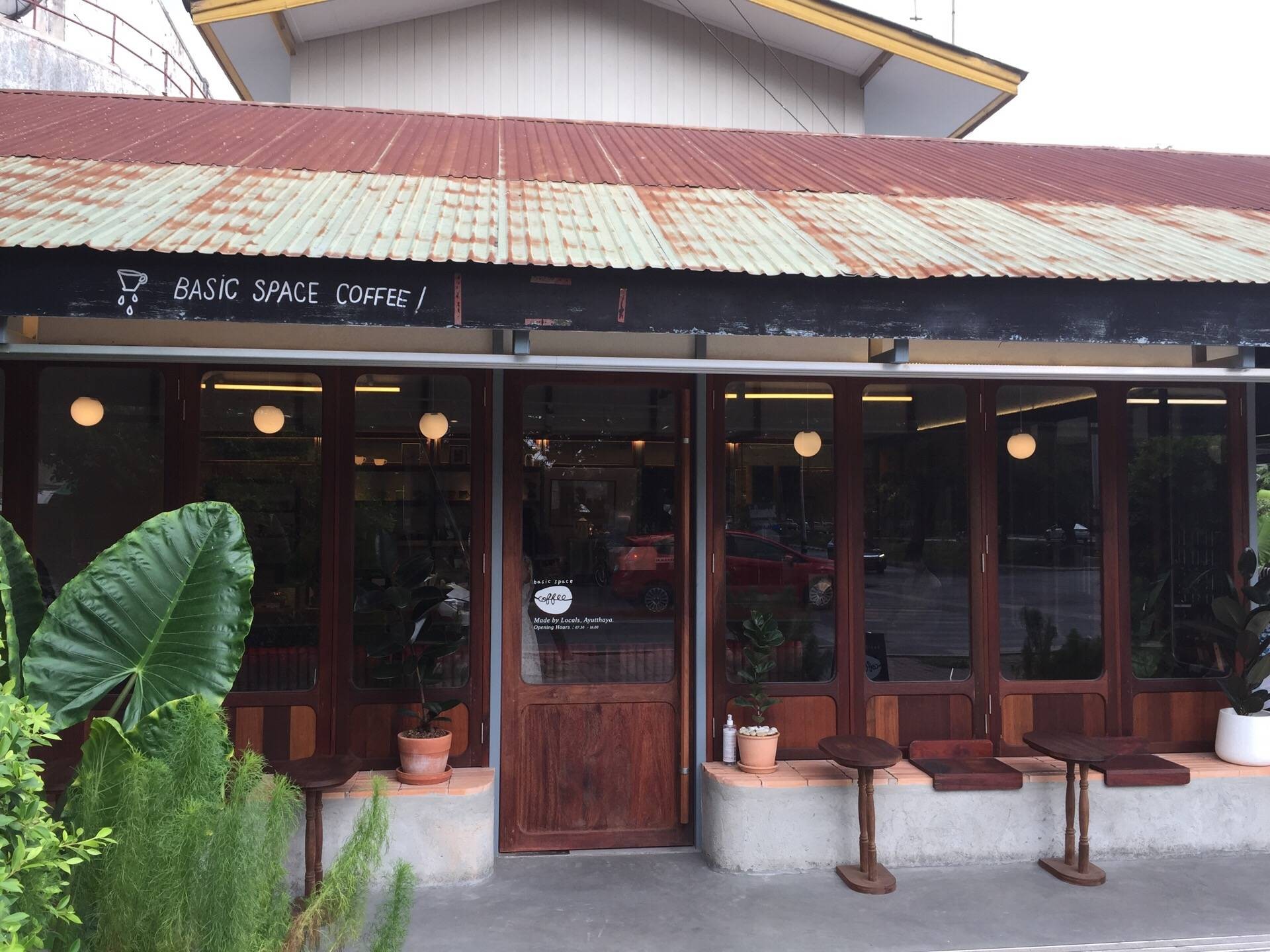 รีวิว Basic Space Coffee - [เกาะเมืองอยุธยา] ร้านกาแฟแนว Craft เน้น Grab-and-Go มี Vibe+ เมล็ด ...