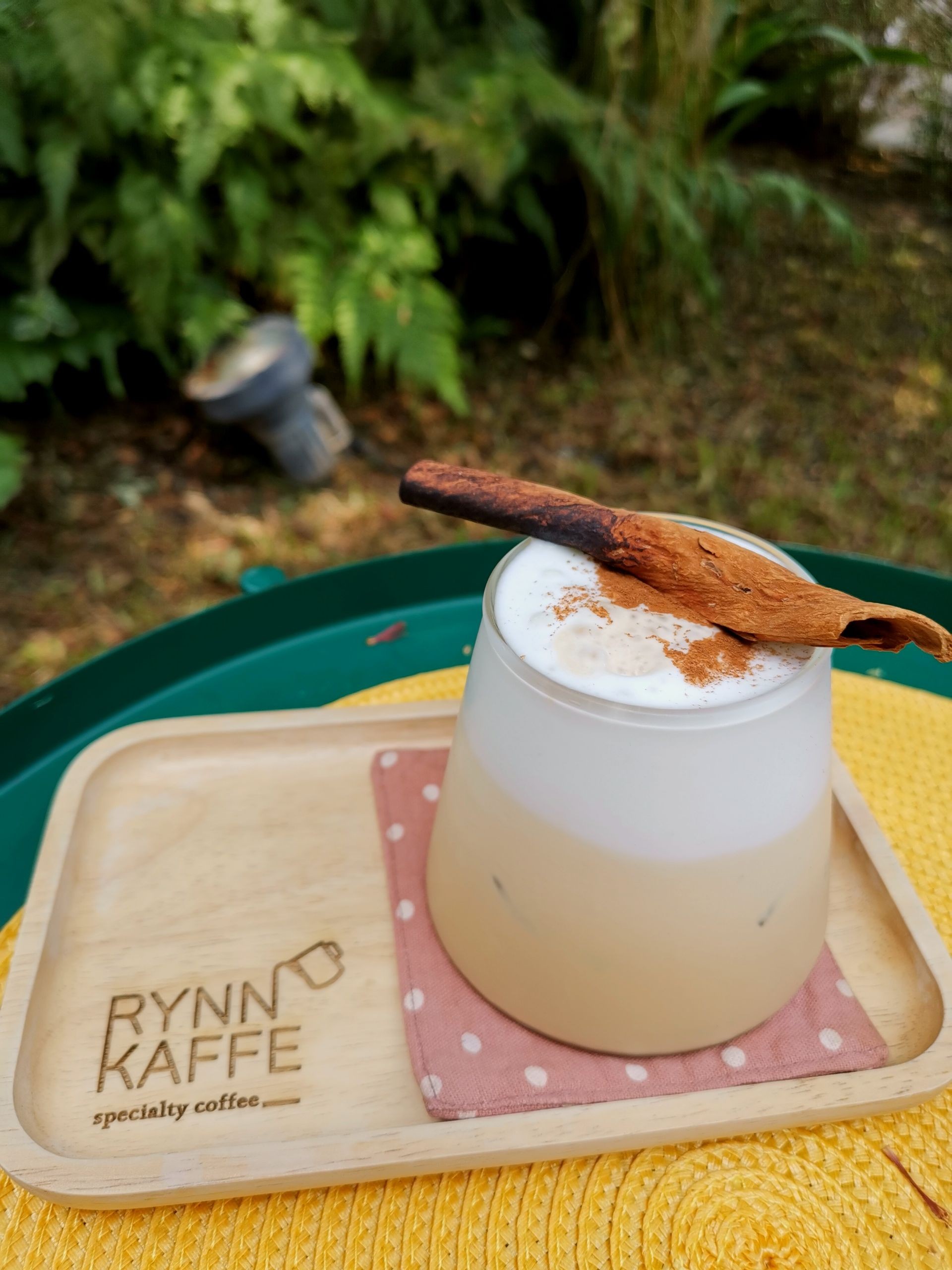 รีวิว Rynn Kaffe - ร้านกาแฟแนวชิคๆ มีให้กาแฟเลือกหลายสายพันธุ์และมีเครื่องดื่มหลายเมนู