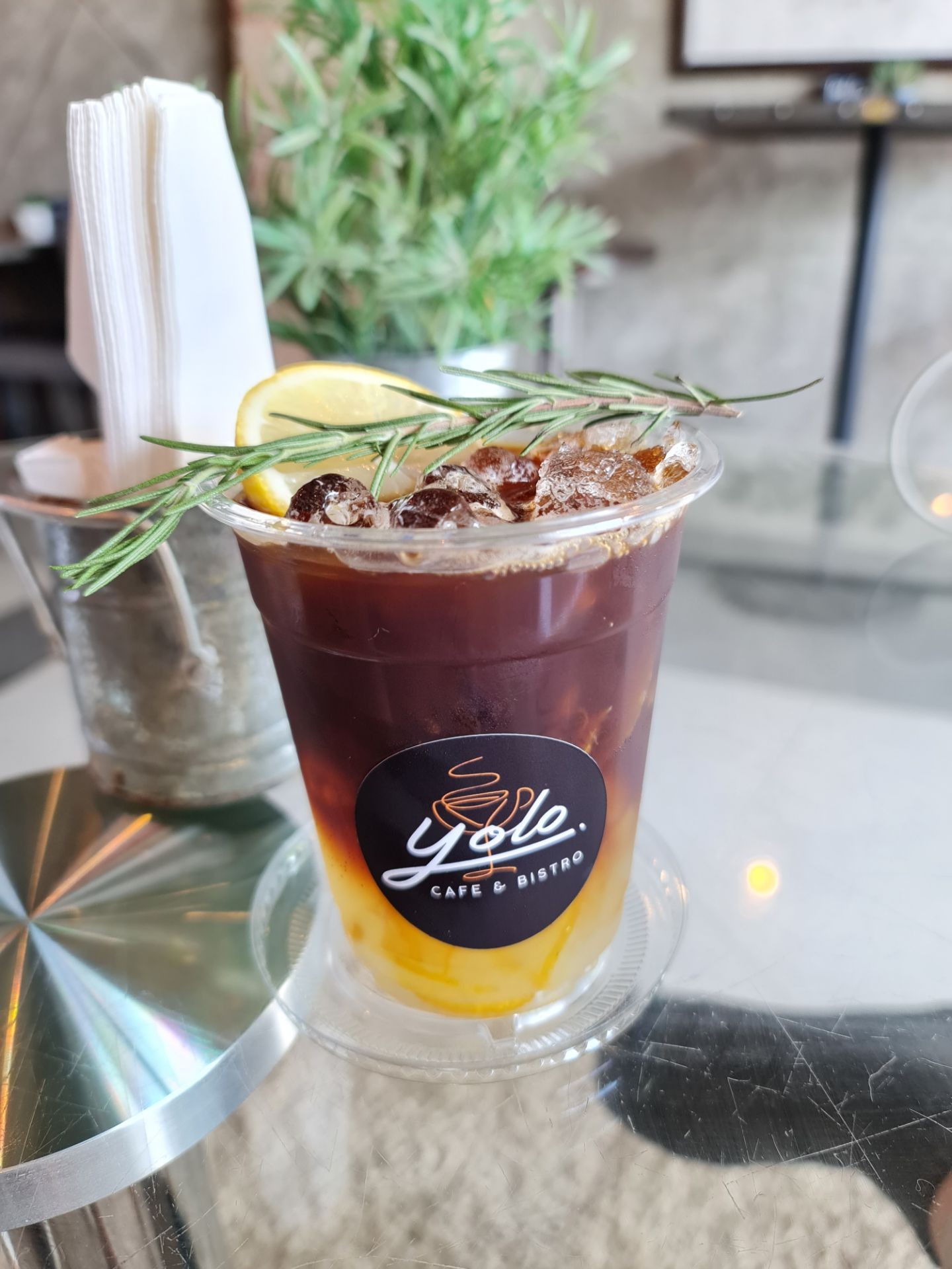 รีวิว YOLO Cafe And Bistro - ร้านเล็ก แต่คุณภาพดี - Wongnai