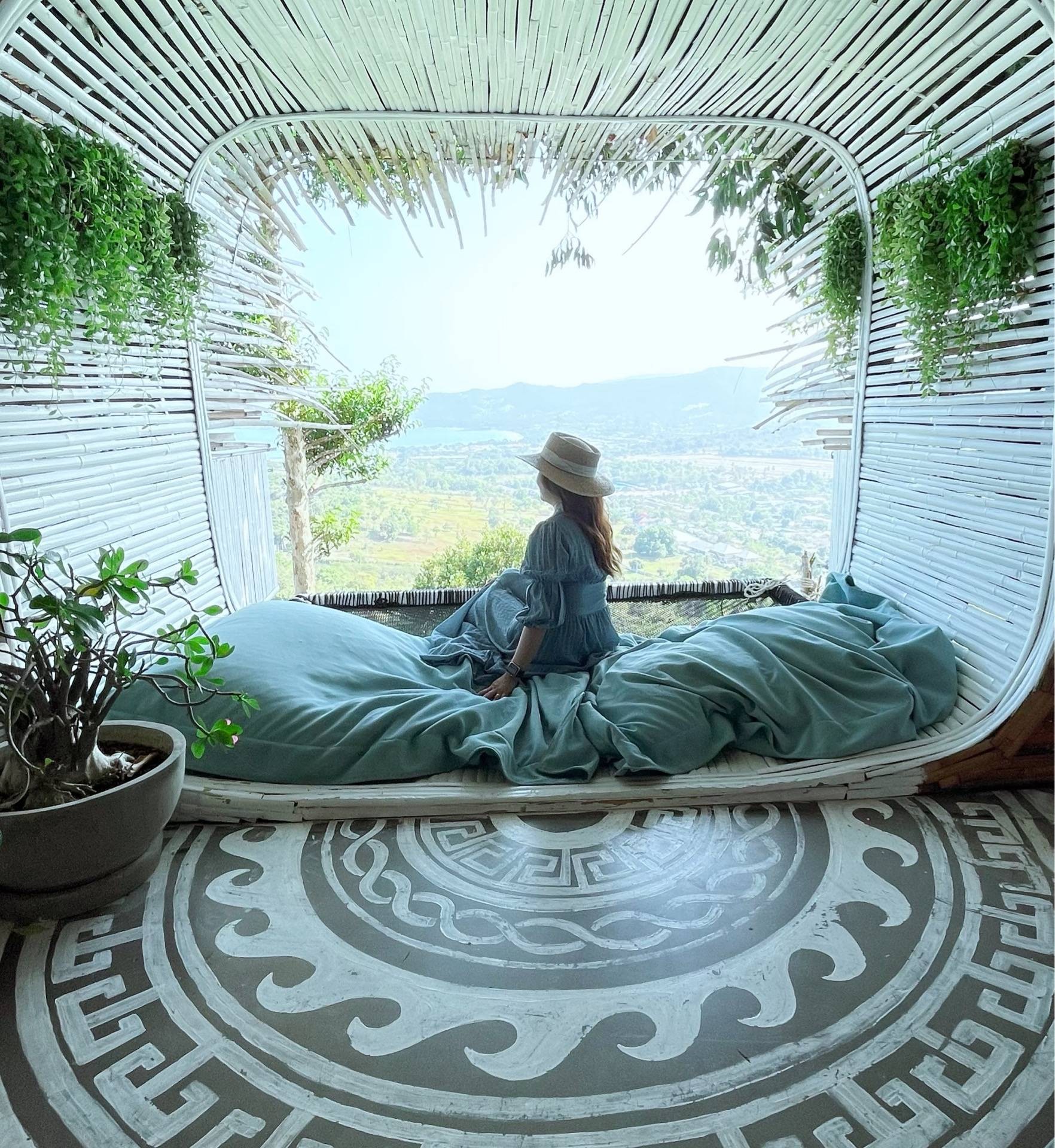 รีวิว The Cocoon - วิวสวยมาก อาหารอร่อยด้วย