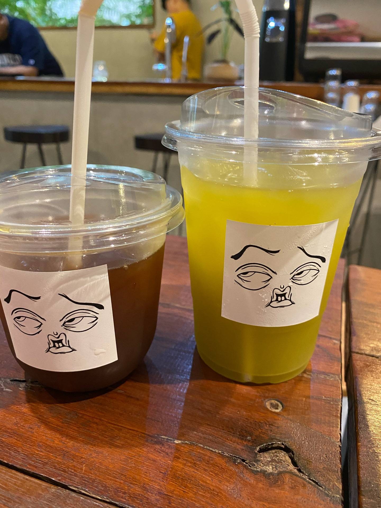 รีวิว Dude Coffee Bar X SM - คาเฟ่เท่ห์ๆในบางแสน