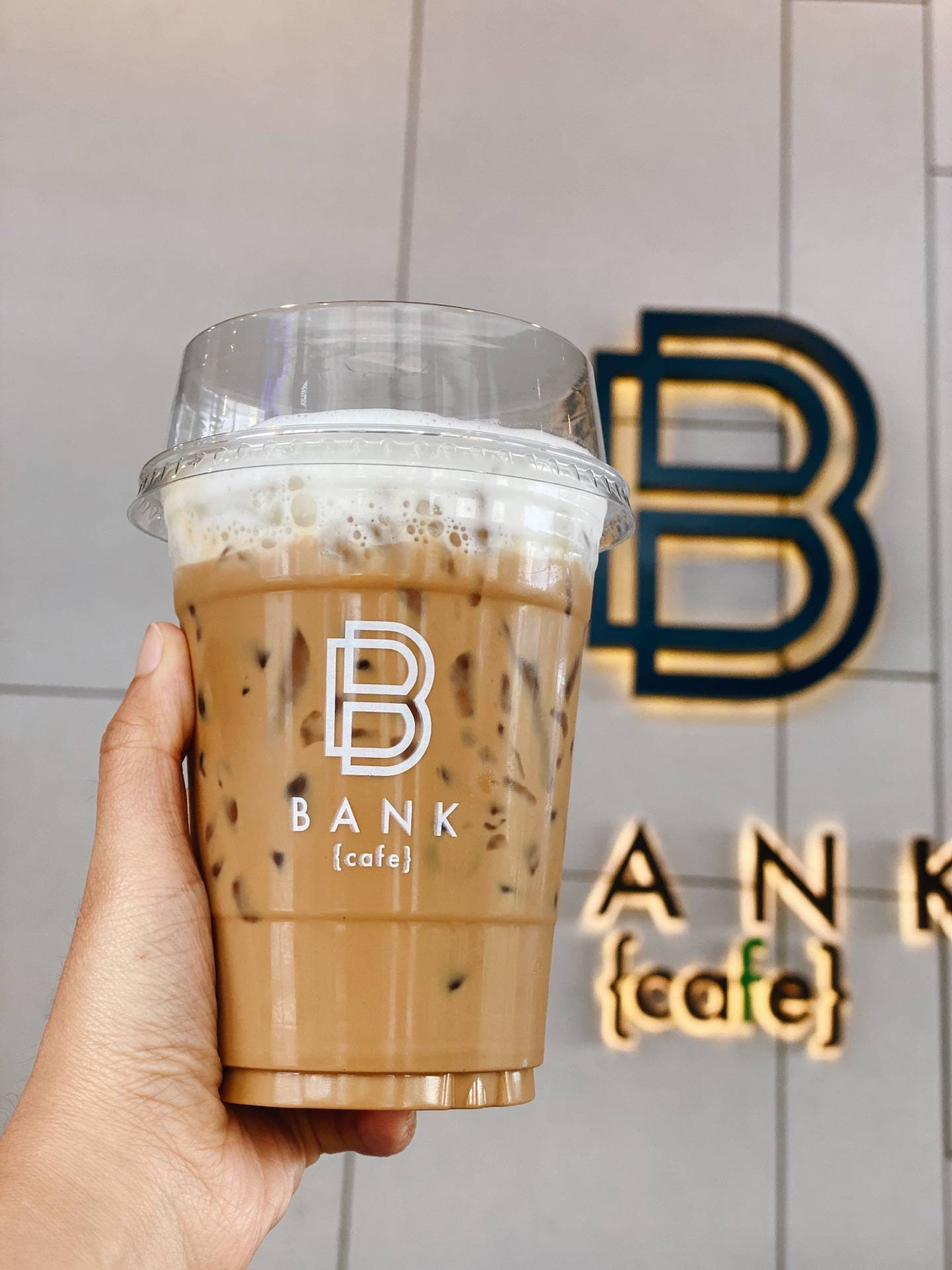 รีวิว Bank Cafe - My favorites - Wongnai