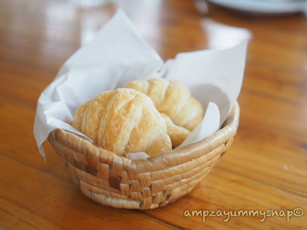 ขนมปังครัวซองต์ ร้าน Vano Steak - Wongnai