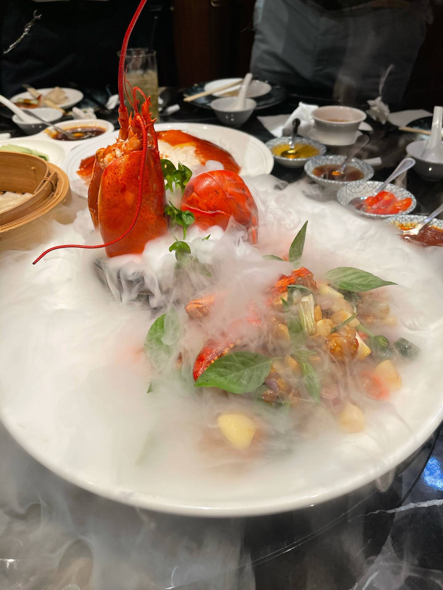 รีวิว Man Ho โรงแรมเจดับบลิว แมริออท กรุงเทพฯ - หัวหน้าห้องอาหารจีนของ ...