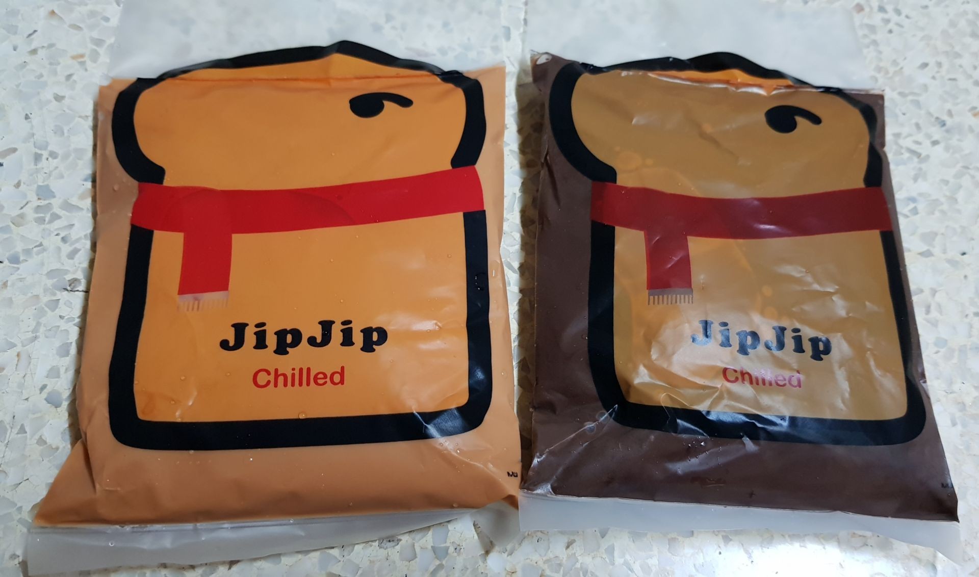 นมสดช็อกโกแลต & ชาไทย ร้าน Jip Jip สังขยา & นมสด The Commons