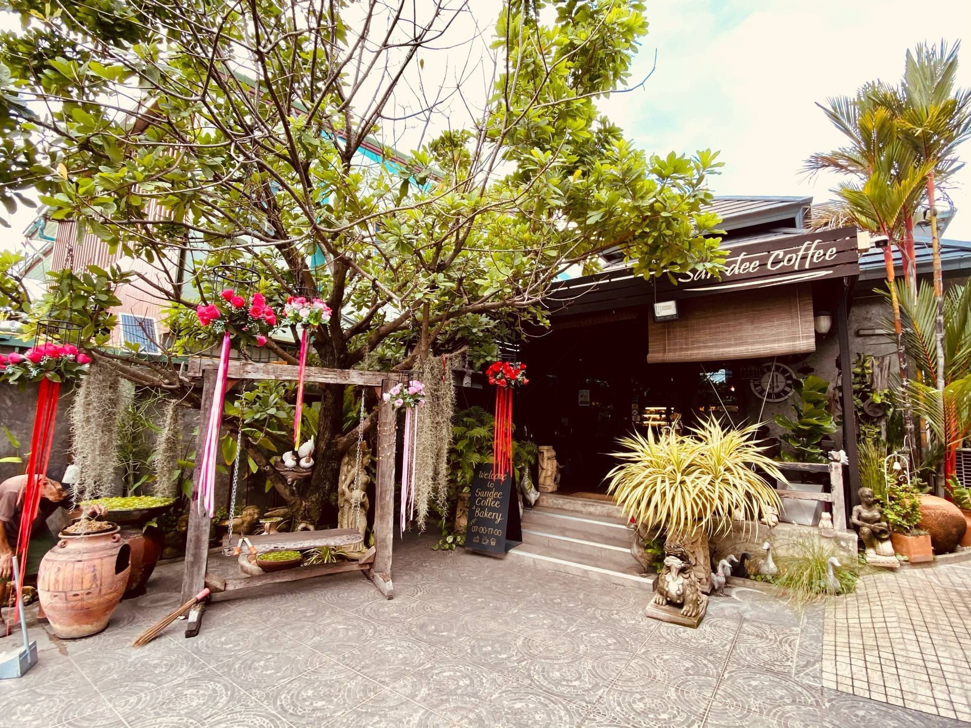 รีวิว San Dee Coffee - ร้านกาแฟร่มรื่น แอร์เย็น ทางผ่านก่อนออกจากพัทยา - Wongnai