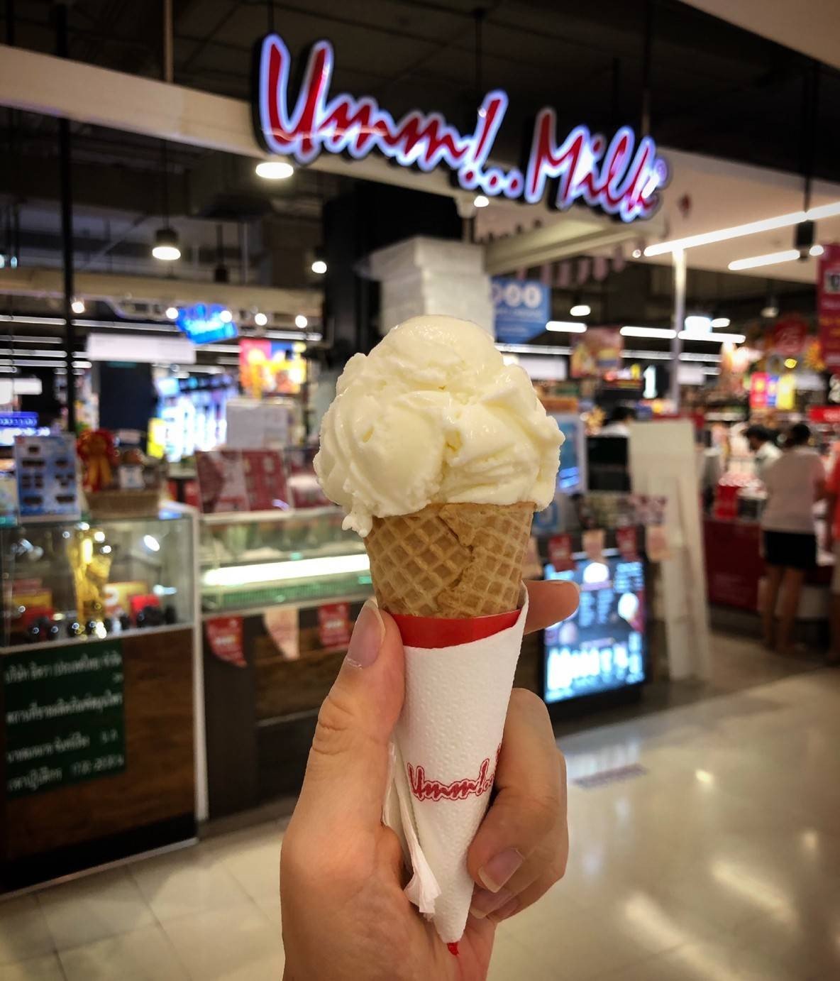 รีวิว Umm milk เมกาบางนา - ไอศครีมรสนมอร่อย รสชาติที่คุ้นเคย
