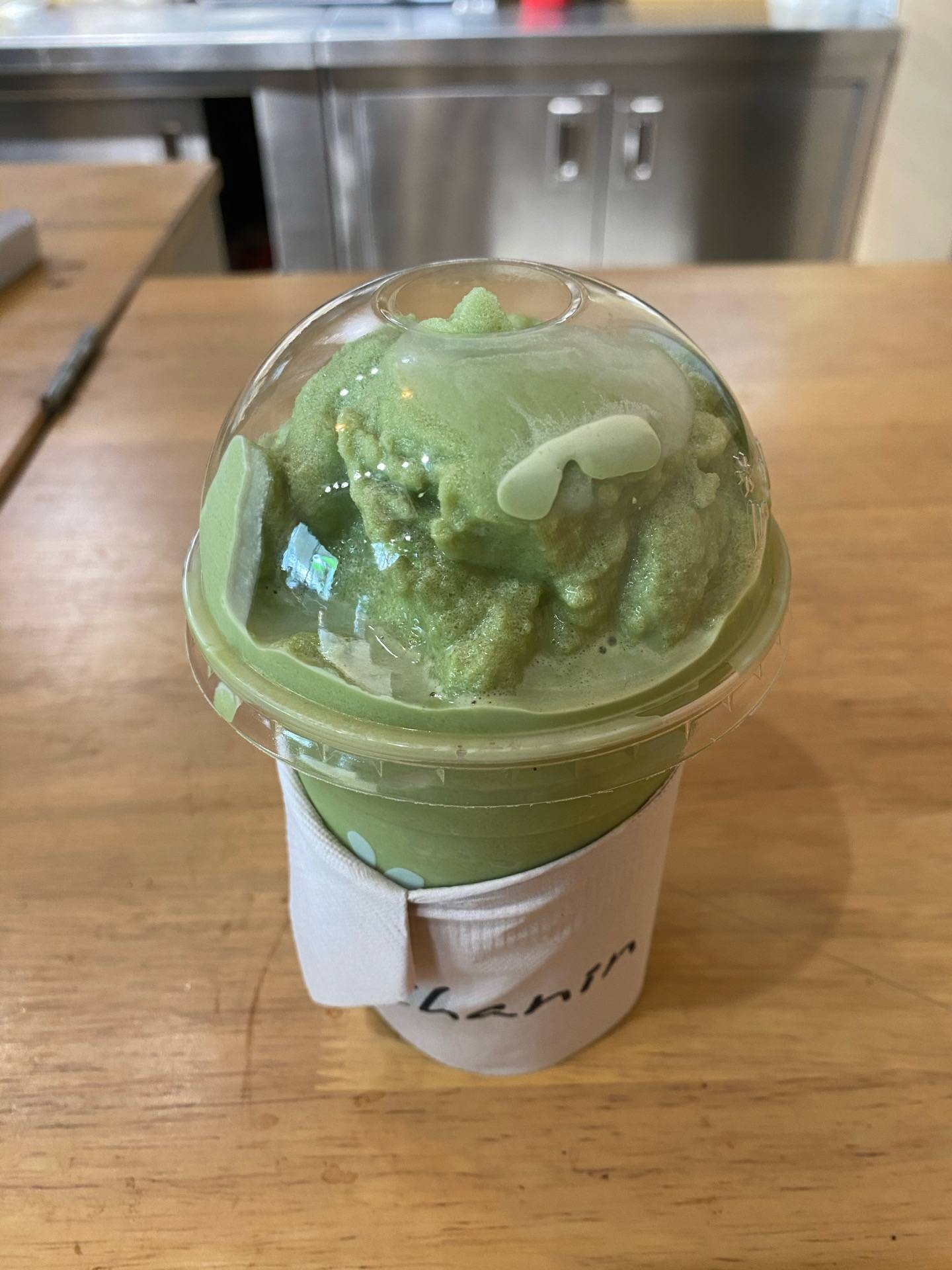 รีวิว Inthanin Coffee สุขุมวิท 101/2 - Premium matcha latte frappe คือ ...