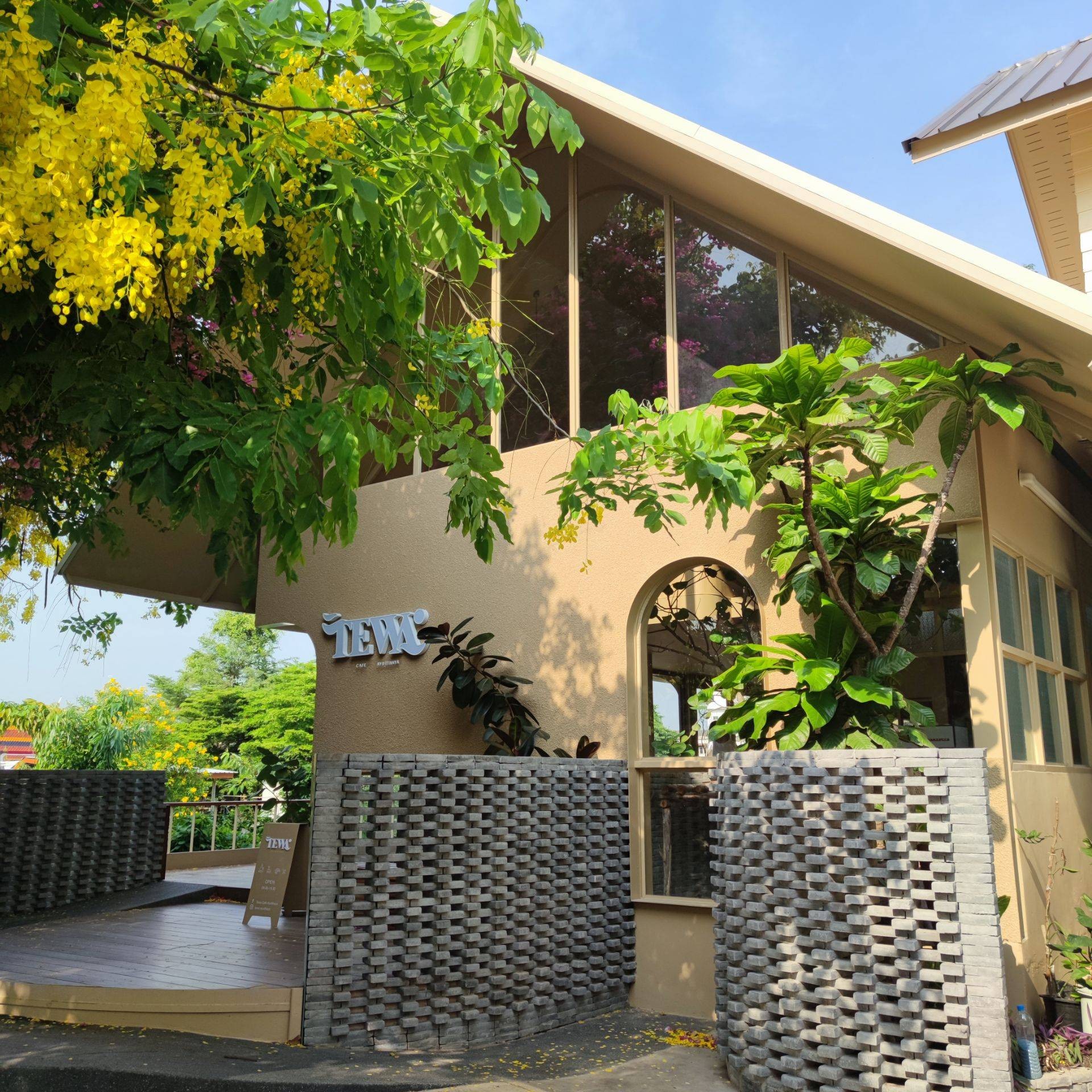 รีวิว Tewa Cafe Ayutthaya - กาแฟใช้ได้ 3.5⭐