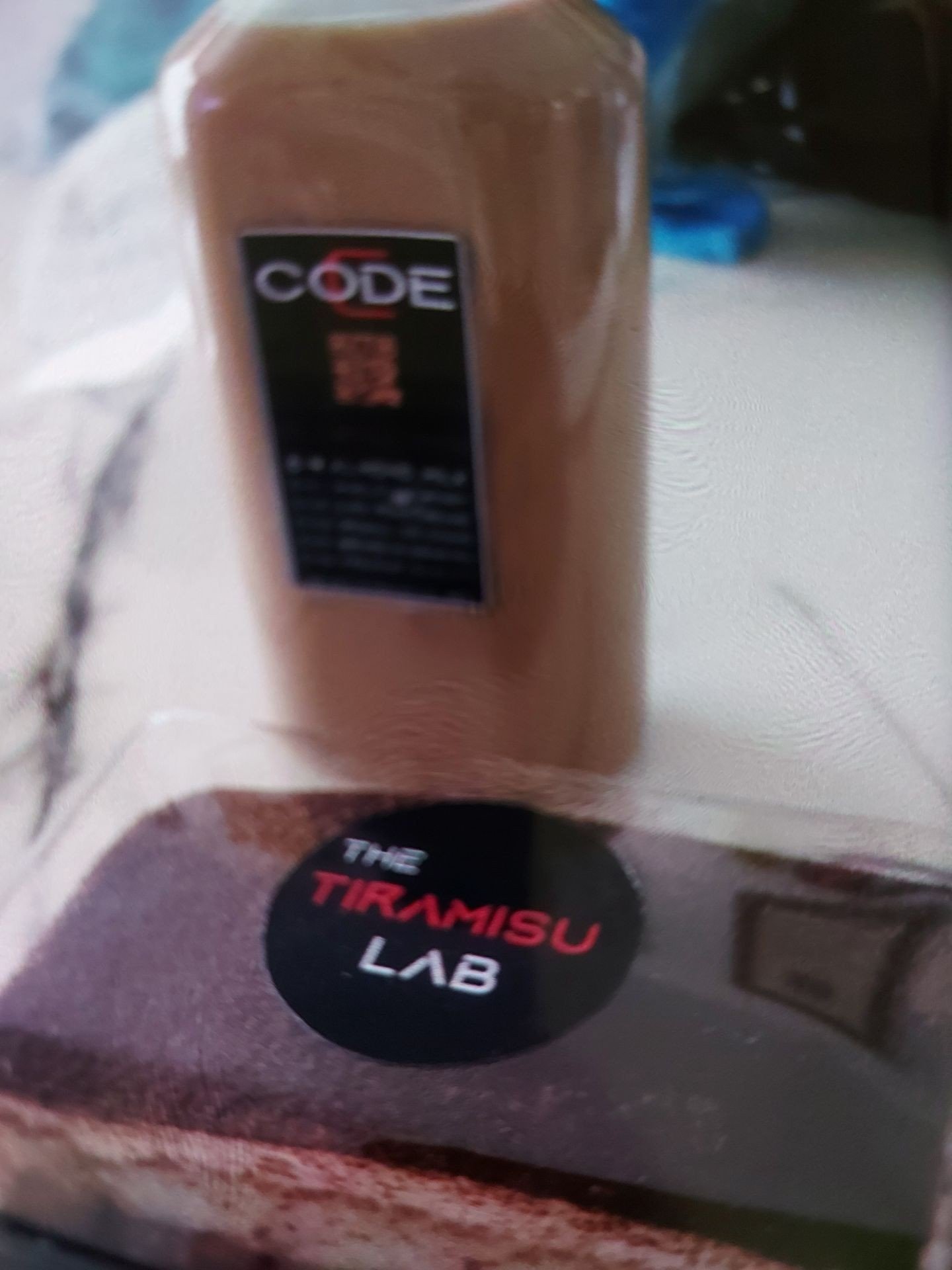 รีวิว THE TIRAMISU LAB ขนมเค้ก โฮมเมด สูตรออริจินัลจากอิตาลี เครื่องดืมเย็น กาแฟ The Trendy ...