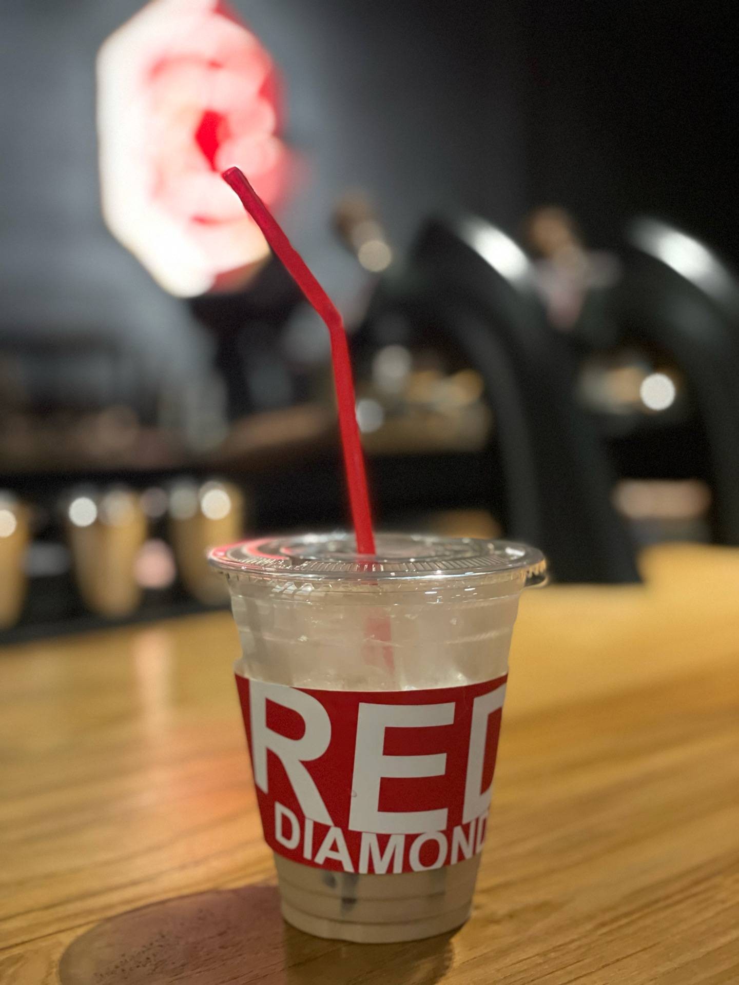 [รีวิว] ร้าน Red Diamond Cafe The Crystal Ekamai-Ramintra | เมนูแนะนำ ...