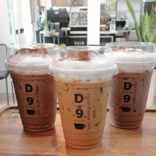 รีวิว DAY NINE COFFEE ถ.สตรีวิทยา 2