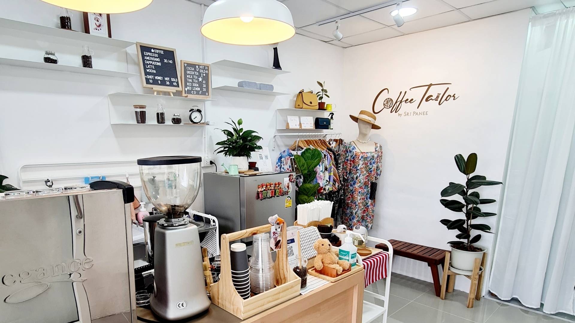 Coffee Tailor by Sri Panee - สั่งอาหารเดลิเวอรี | Wongnai x LINE MAN