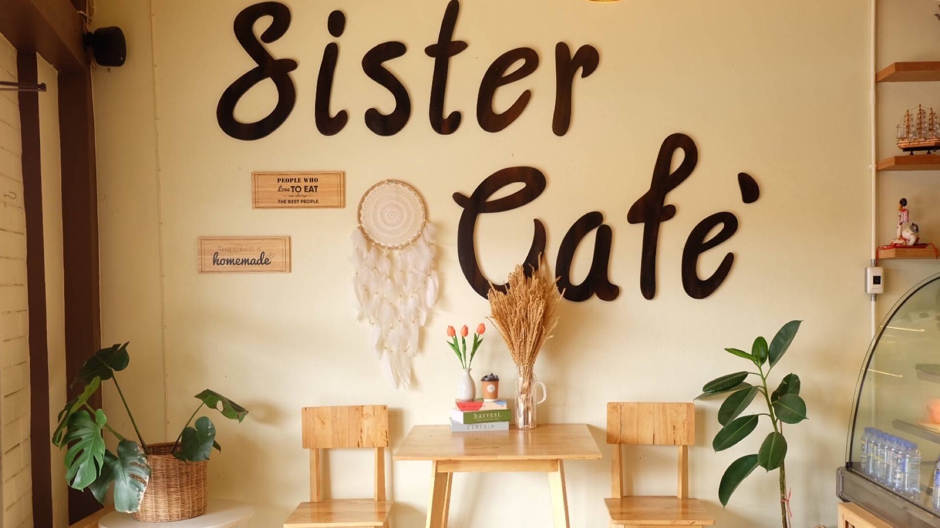 Sister Cafe' | สั่งอาหารออนไลน์ล่วงหน้า รับที่ร้านผ่านแอป Wongnai ...
