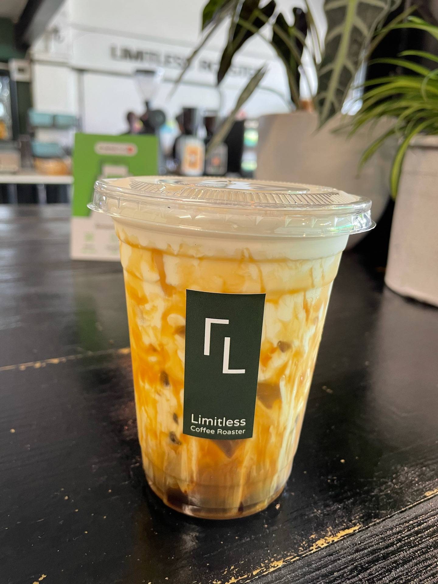 รีวิว Limitless Coffee Roaster Suan Phak - กาแฟอร่อย เข้มข้น หอมมัน ไม่ ...