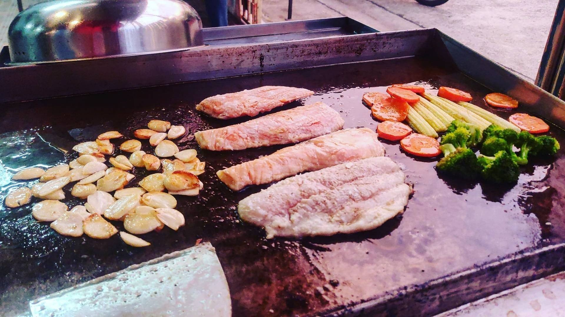 Teppan Man Show คู้บอน27แยก4 - สั่งอาหารเดลิเวอรี | Wongnai x LINE MAN