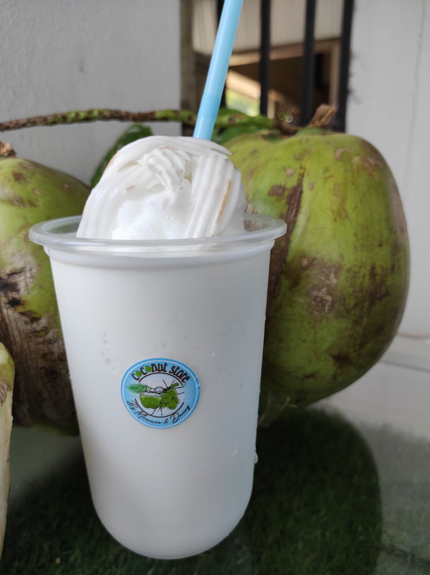 Coconut store - สั่งอาหารเดลิเวอรี | Wongnai x LINE MAN