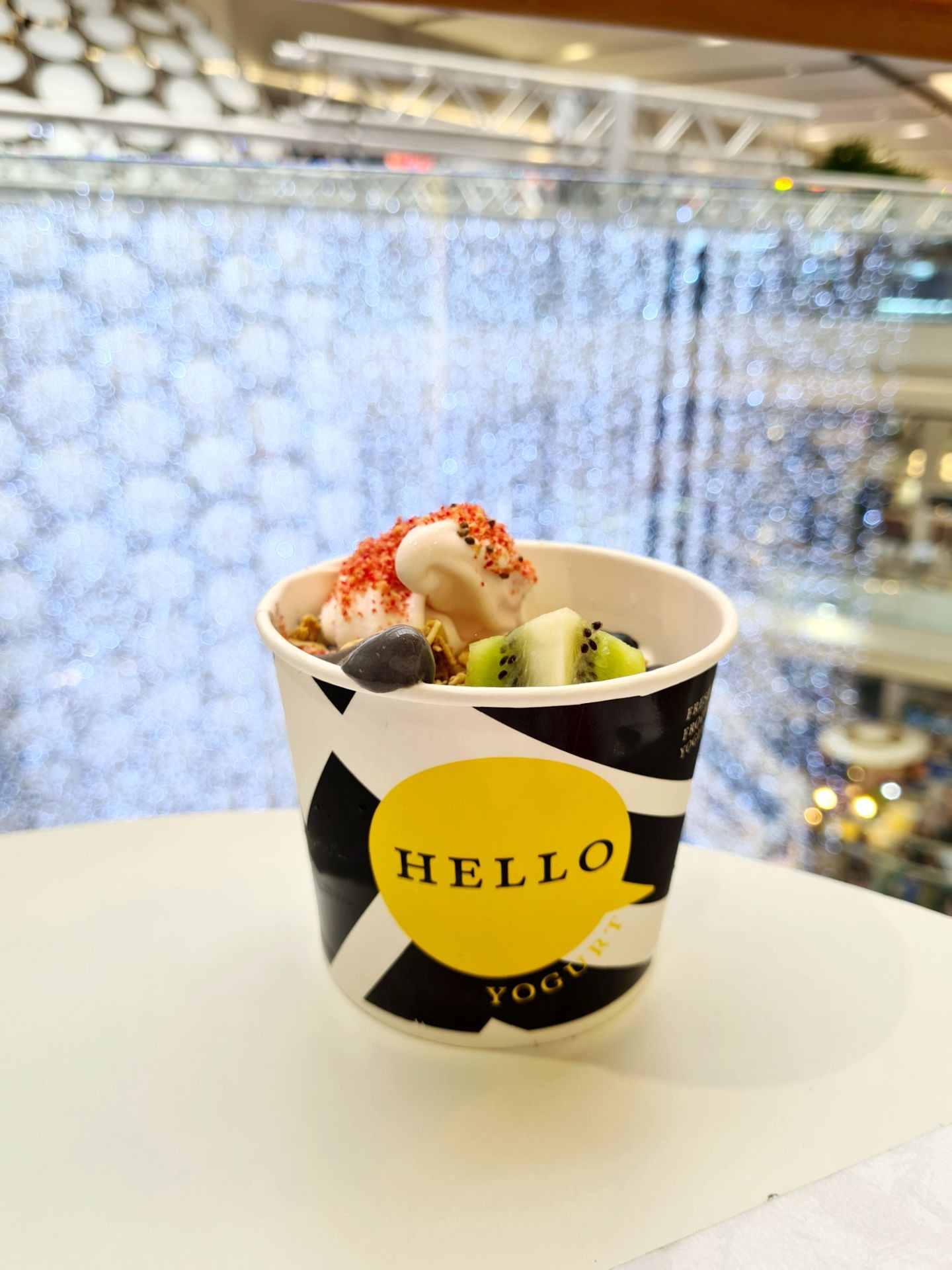 รีวิว Hello Yogurt เซ็นทรัล ลาดพร้าว - โยเกิร์ตซอฟท์เสิร์ฟอร่อย ท้อป ...
