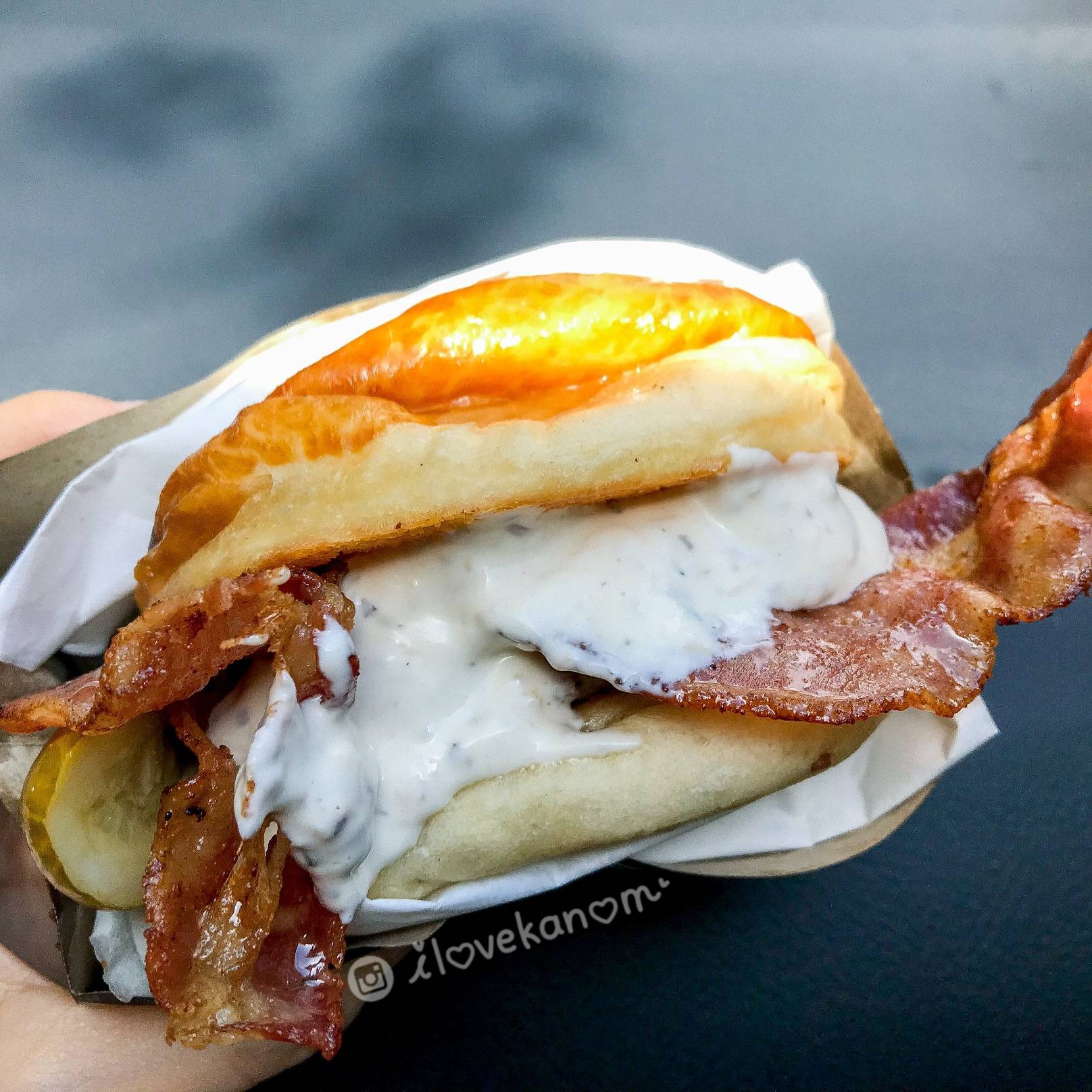 Rock Star Burger • กลิ่นทรัฟเฟิลหอม ร้าน Rock Me Burgers & Bar ลอย ...