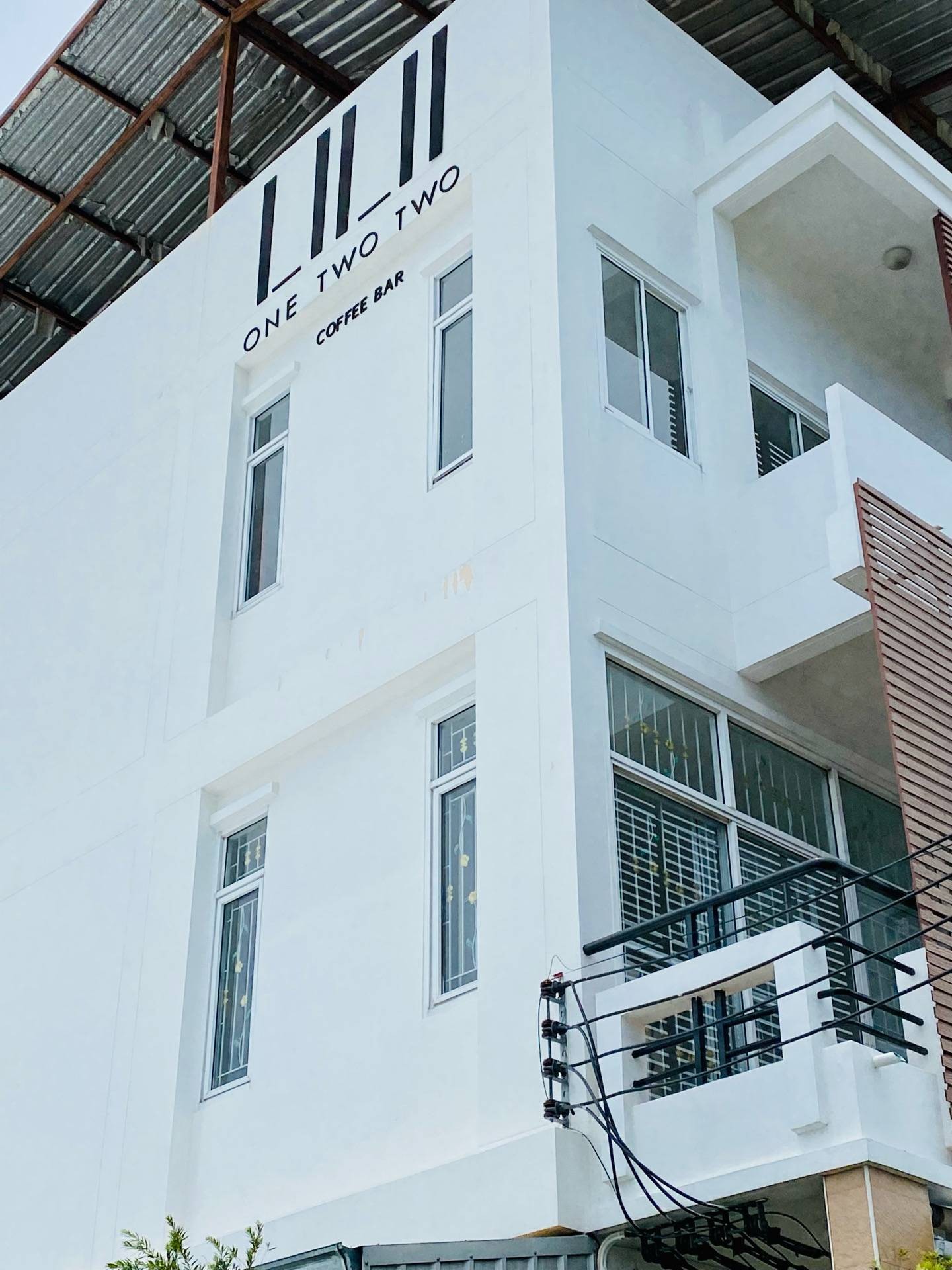 รีวิว One Two Two Coffee Bar ชลบุรี - ร้านกาแฟเมล็ดหลากหลายพร้อมเครื่อง ...