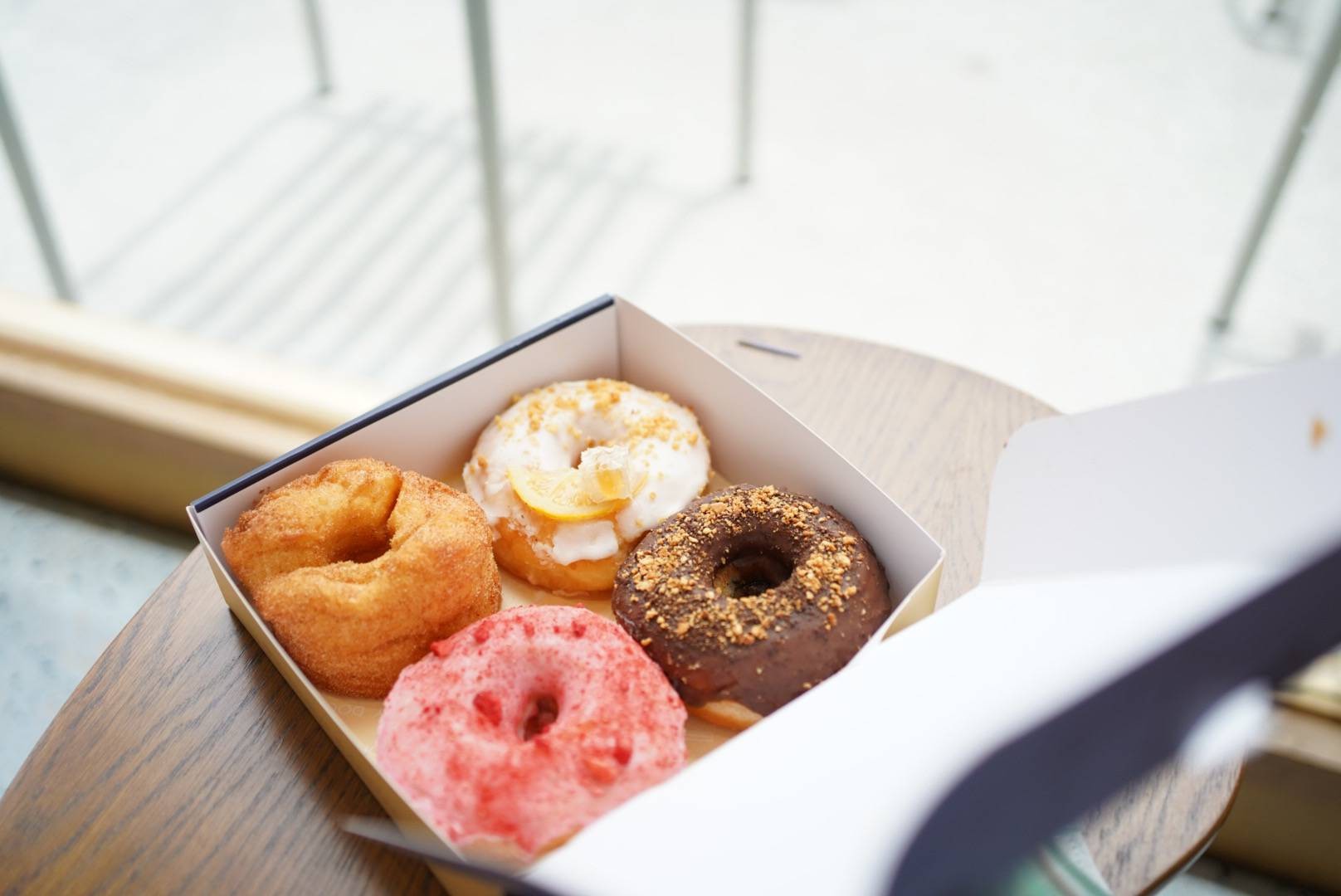 รีวิว DONUT DISTURB Ari - Drop a donut