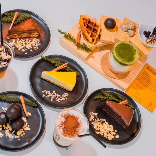 [รีวิว] ร้าน Sweetless Cafe - Matcha&Bakery Phahol 19 Building | เมนูแนะนำ รูปภาพ ราคา