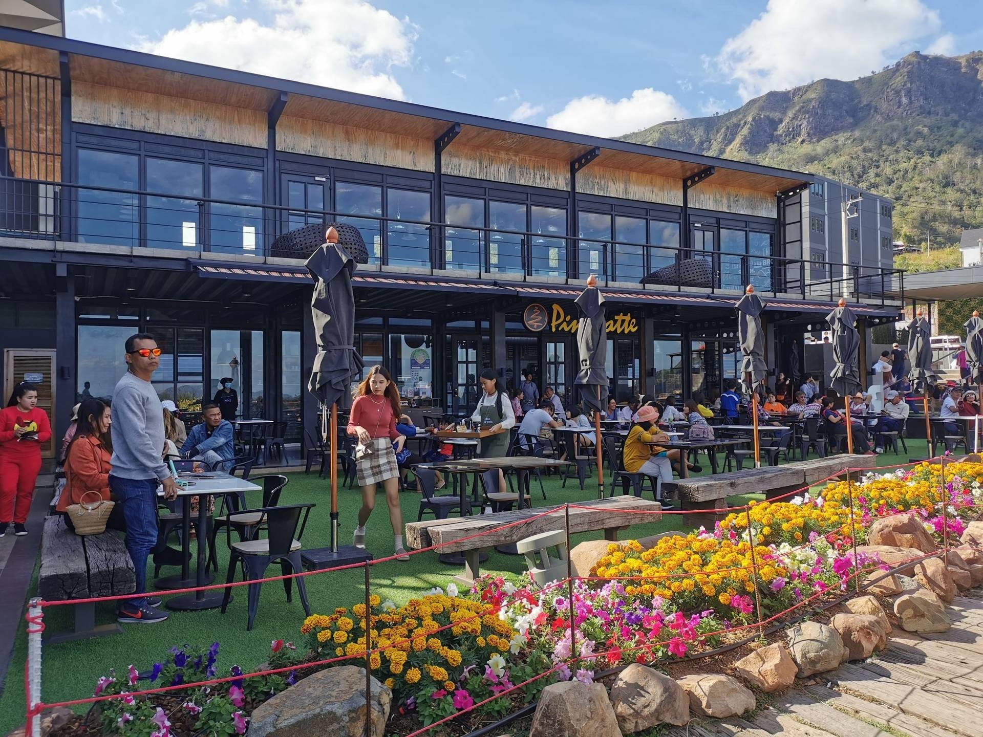 รีวิว Pino Latte Resort & Cafe - ร้านกาแฟเจ้าดัง วิวสวยร้านมีมุมให้ถ่าย ...