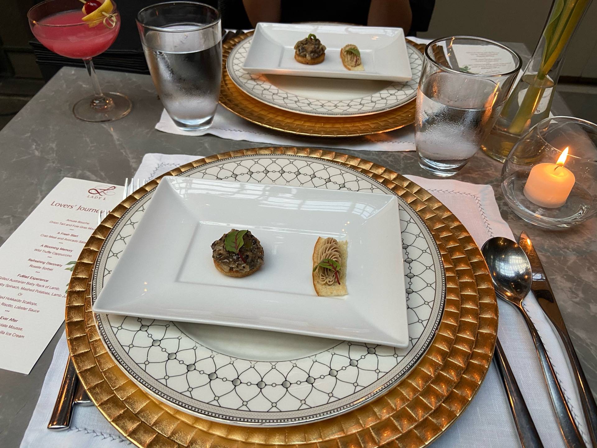 รีวิว Lady L Garden Bistro - Romantic นิสนึงงง