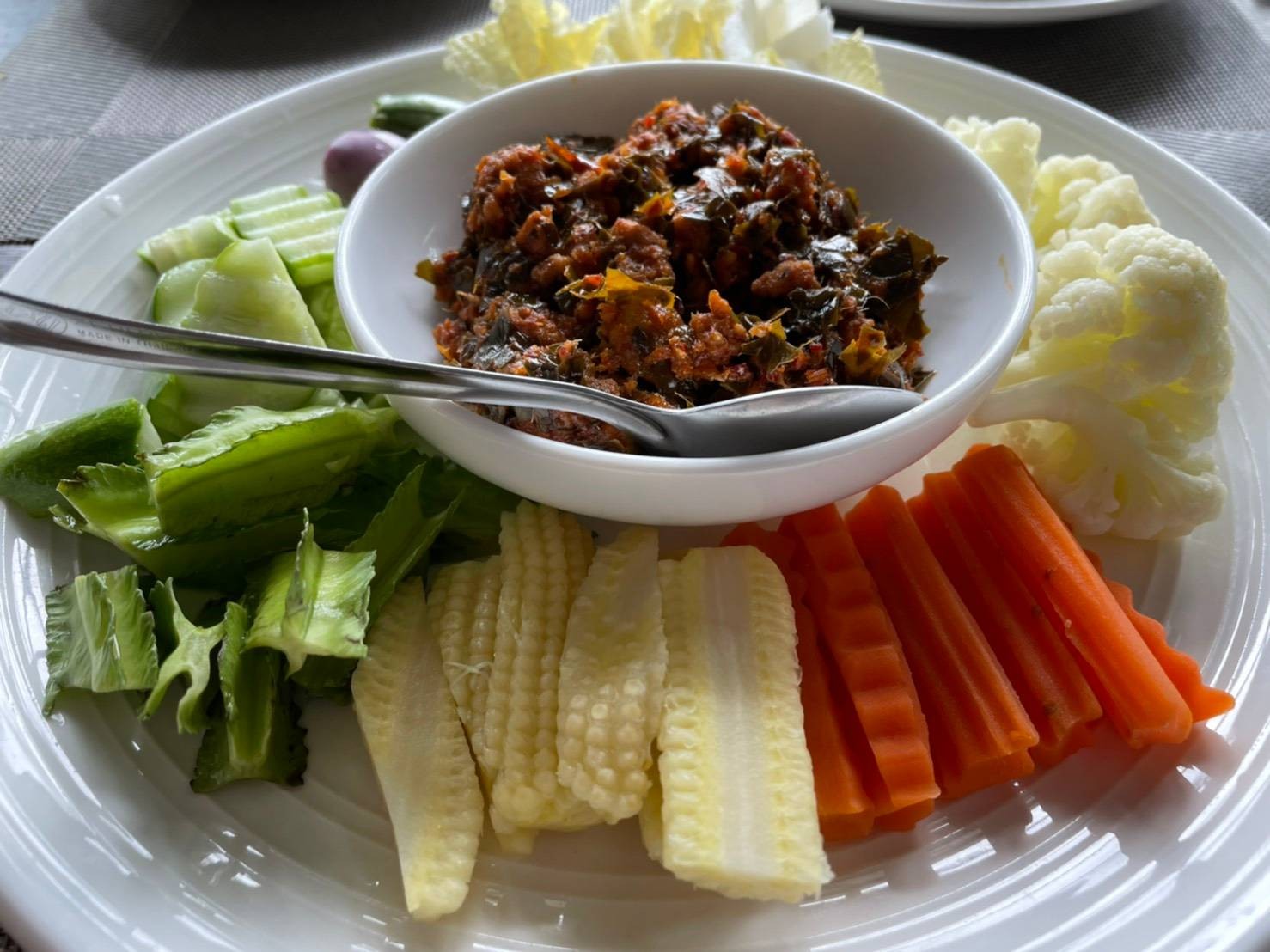 รีวิว พริก Prik restaurant - รสชาติและบรรยากาศดี ถือเป็นร้านคุณภาพ