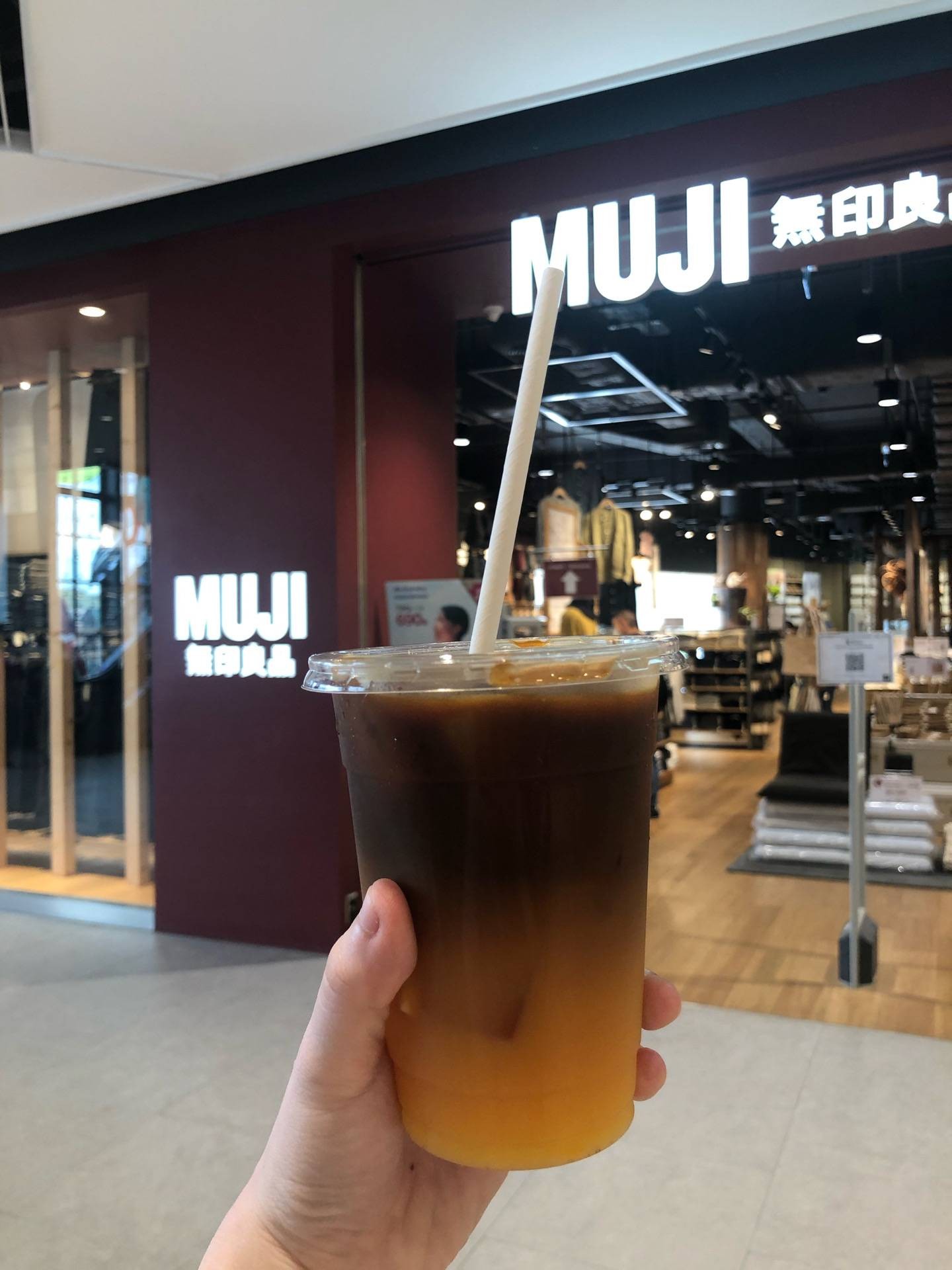 รีวิว MUJI Coffee Corner เดอะมอลล์ไลฟ์สโตร์ งามวงศ์วาน - บรรยากาศมินิมอ ...