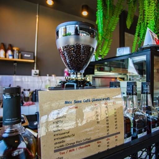 รีวิว มีเสน่ห์คาเฟ่ - อร่อย เนื้อนุ่ม