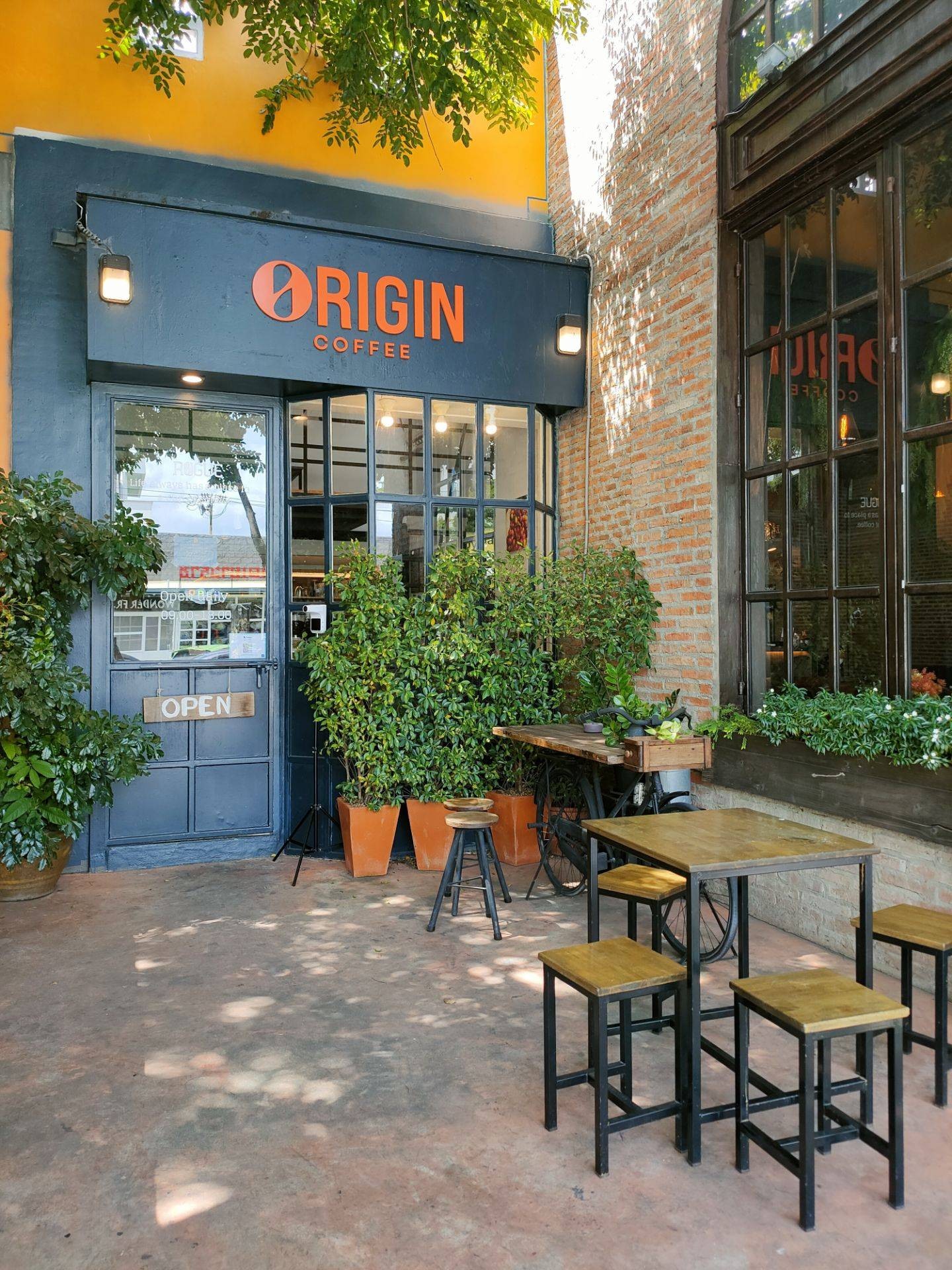 รีวิว Origin Coffee Bar - เครื่องดื่มเบาๆวันที่อากาศร้อนแรง