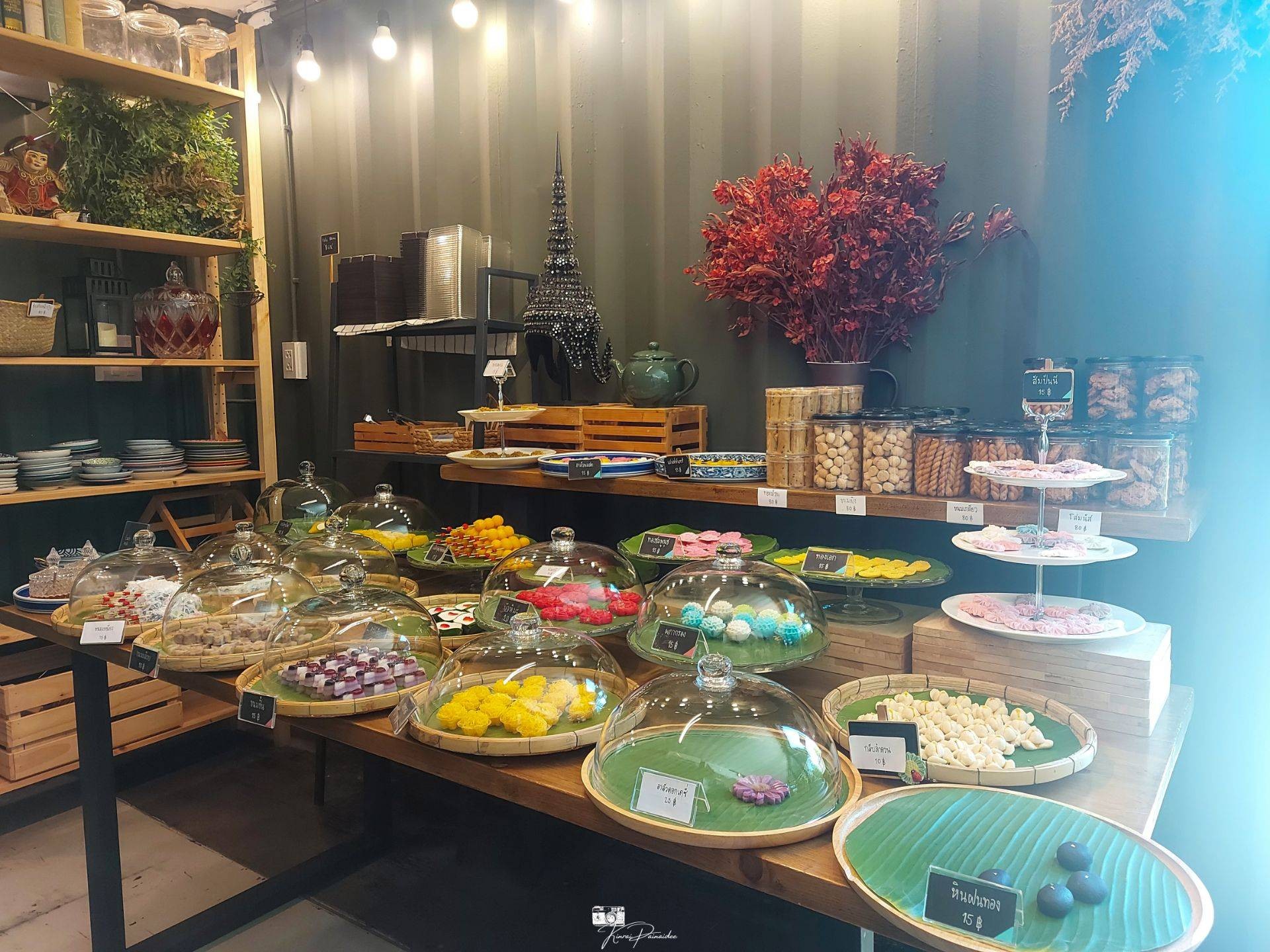 รีวิว Chada Tea Boutique หอมเกร็ด - คาเฟ่ขนมไทยโบราณ ต้นตำรับชาววังที่ ...