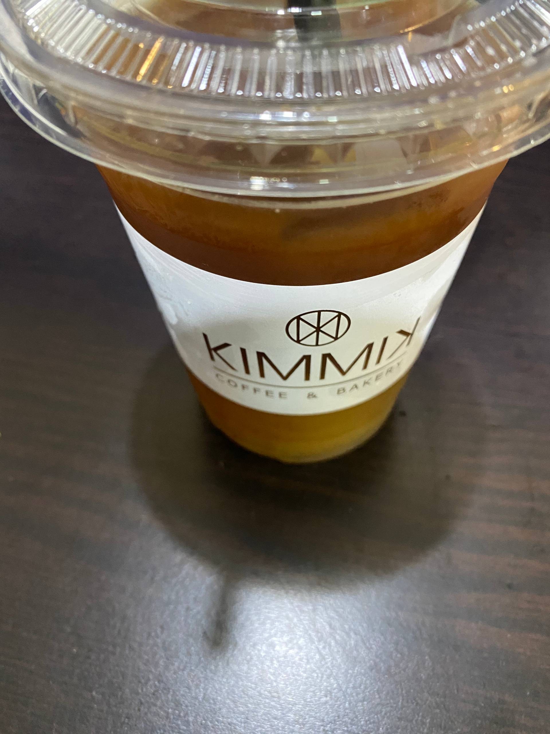 รีวิว KIMMIK Coffee & Bakery อาคารไทยรงค์ทาวเวอร์ - เททิ้งกันไปเลยจ้า ...